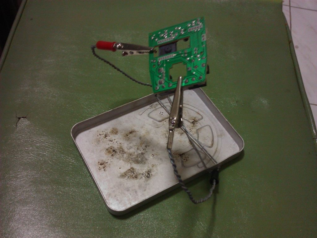 Super Simple Third Hand Tool Done Within 30mins - Instructables