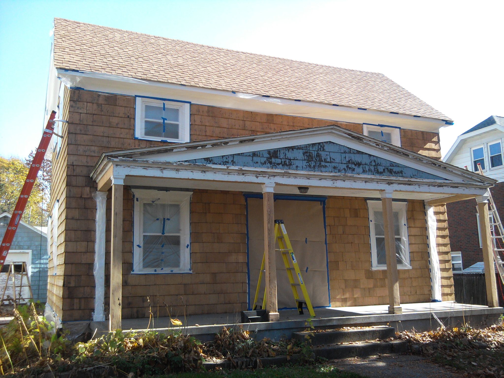 Refinish and Stain Wood Siding : 4 Steps (with Pictures) - Instructables