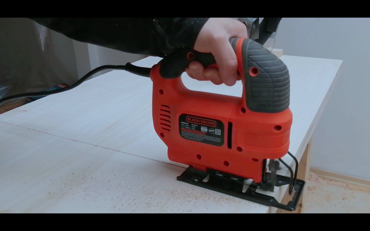 My First Ever Router Table! : 8 Steps (with Pictures) - Instructables