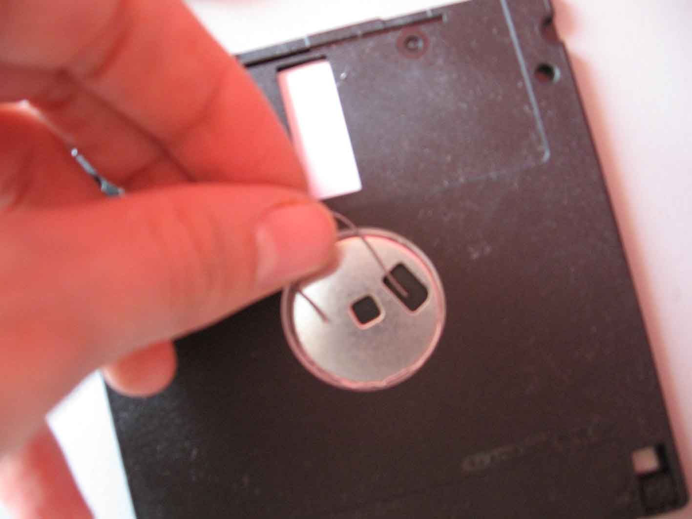 Love Letter Hidden Inside a Floppy Disk : 6 Steps - Instructables