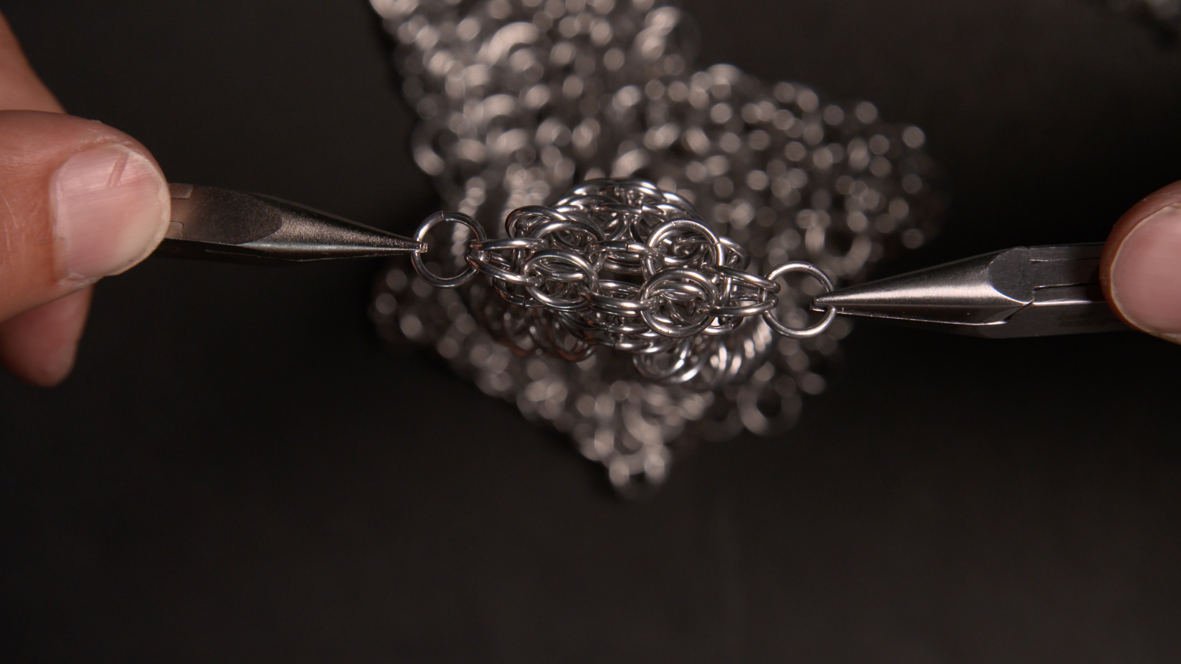 How to Make a Chainmail Tie : 7 Steps (with Pictures) - Instructables