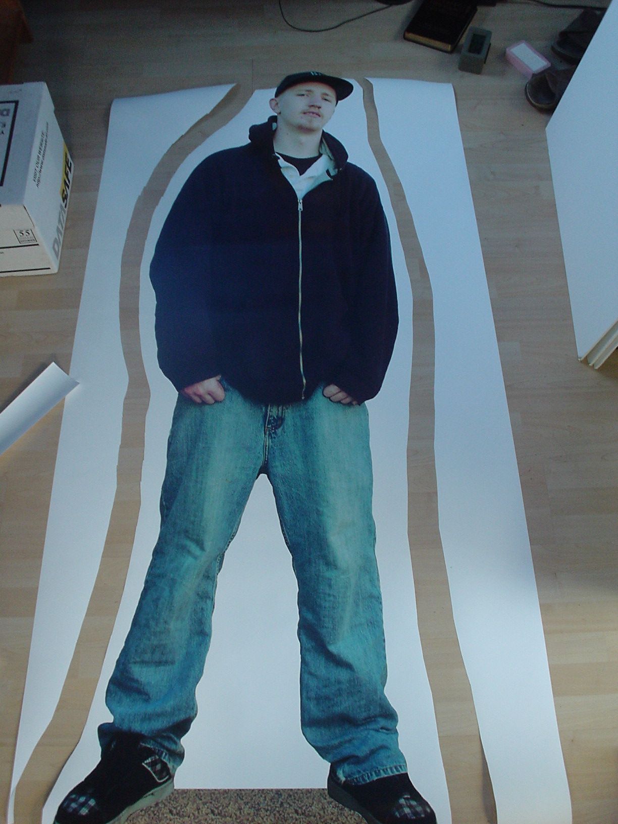 How to Make a Cardboard Stand Up of Someone! : 7 Steps (with Pictures ...