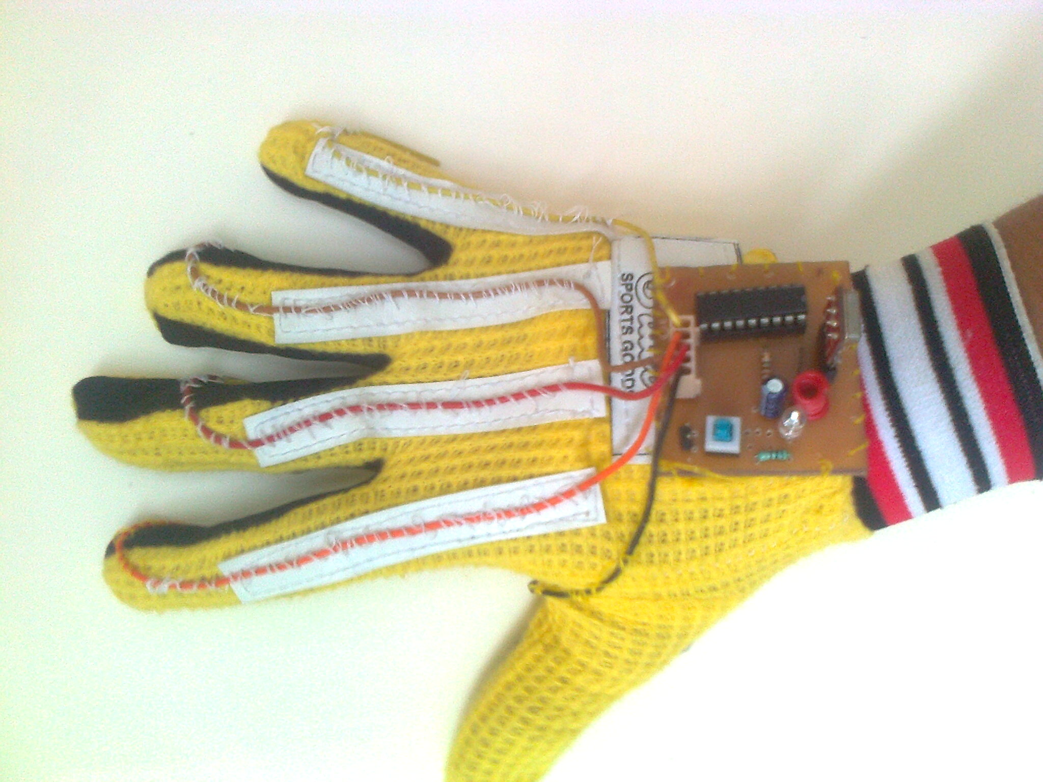 Hand Gesture Controlled Robot With Sound Activated Light System : 8 ...