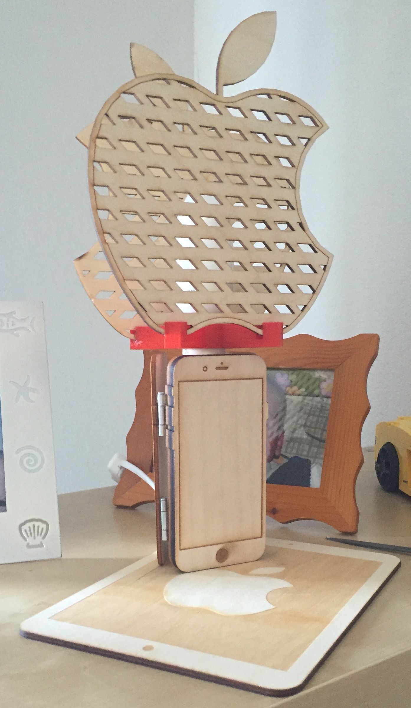 Apple Lamp : 11 Steps (with Pictures) - Instructables