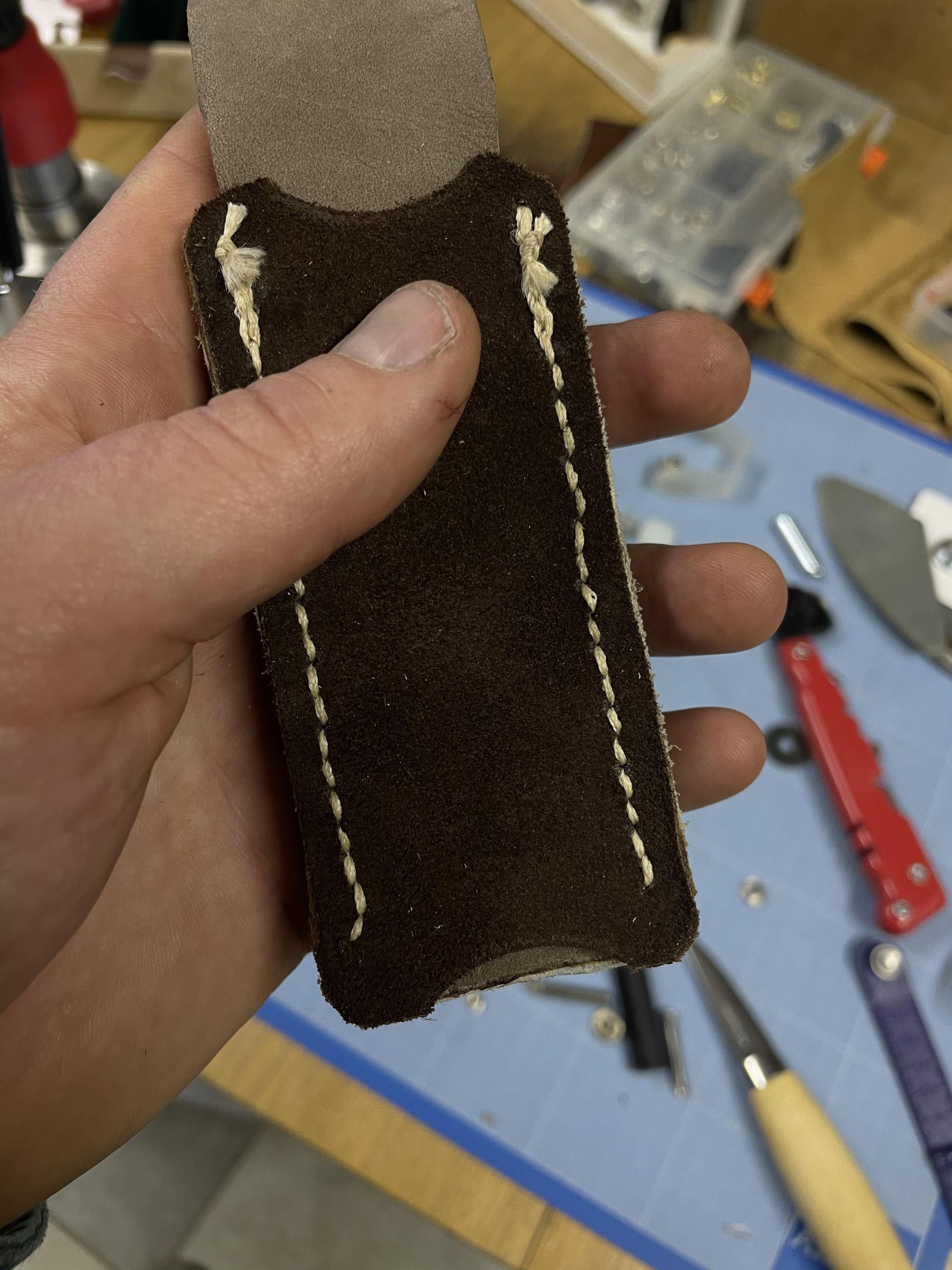 Leatherman Horizontal Sheath : 12 Steps (with Pictures) - Instructables