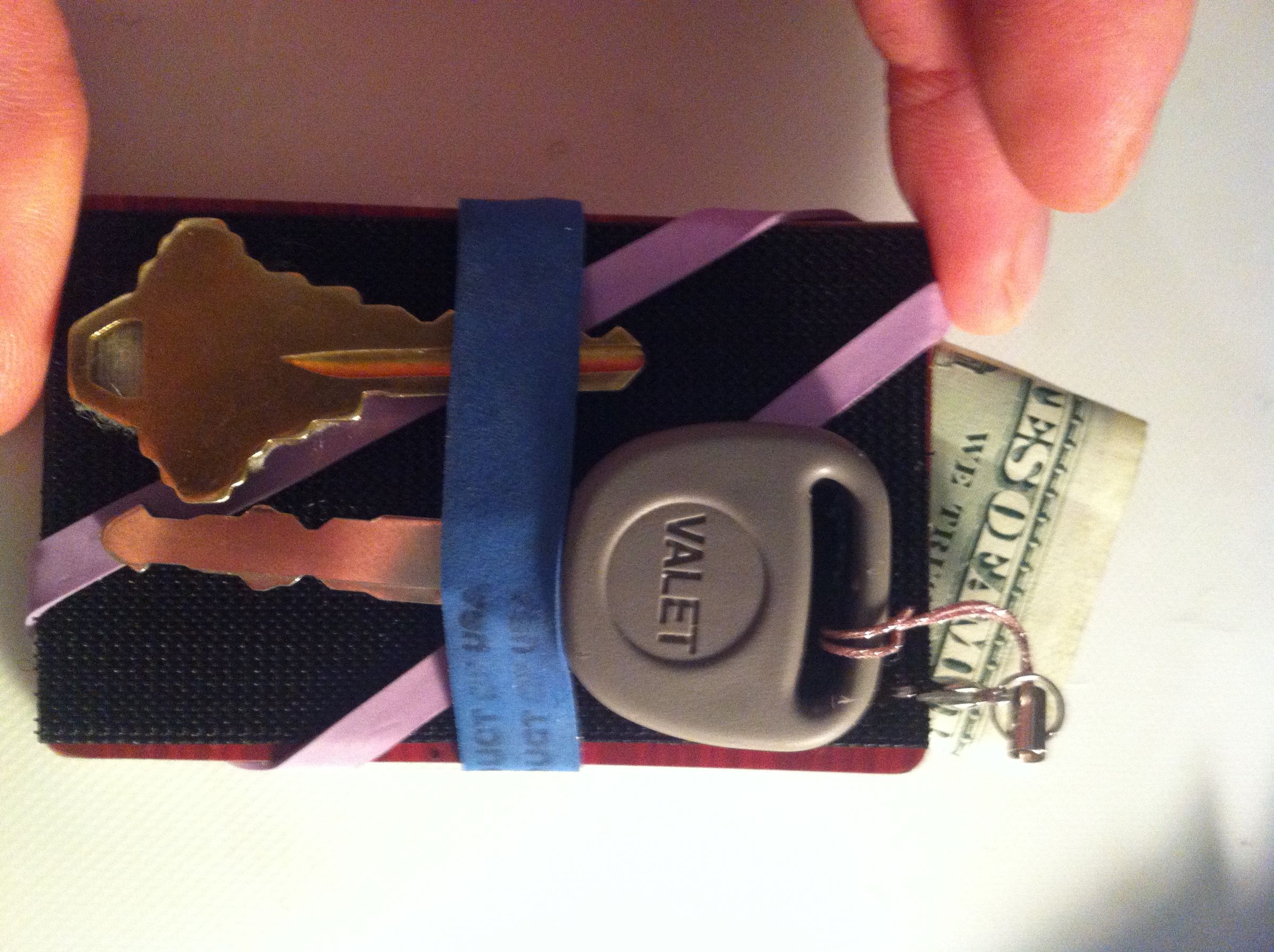 Minimalist Keywallet : 7 Steps - Instructables