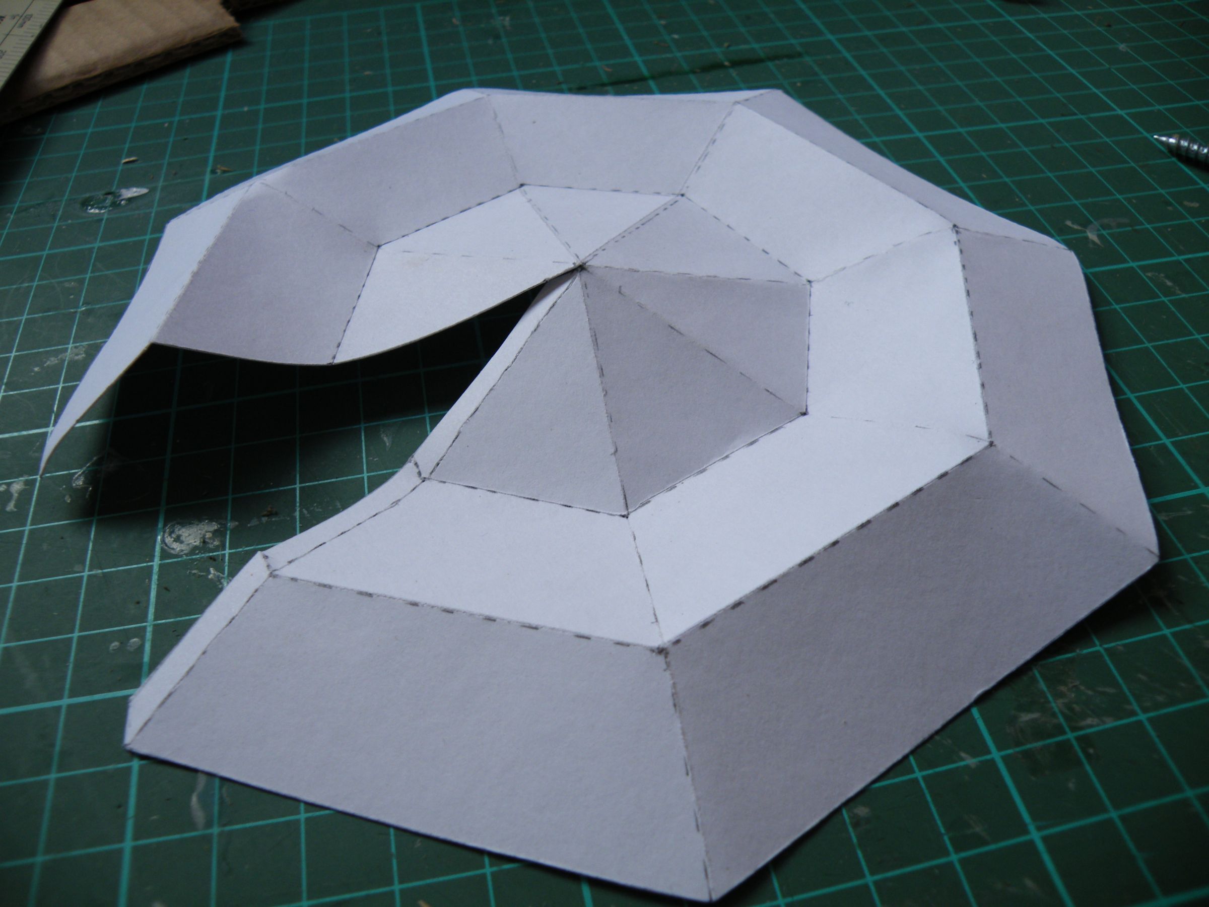 Cardboard Frisbee : 6 Steps (with Pictures) - Instructables