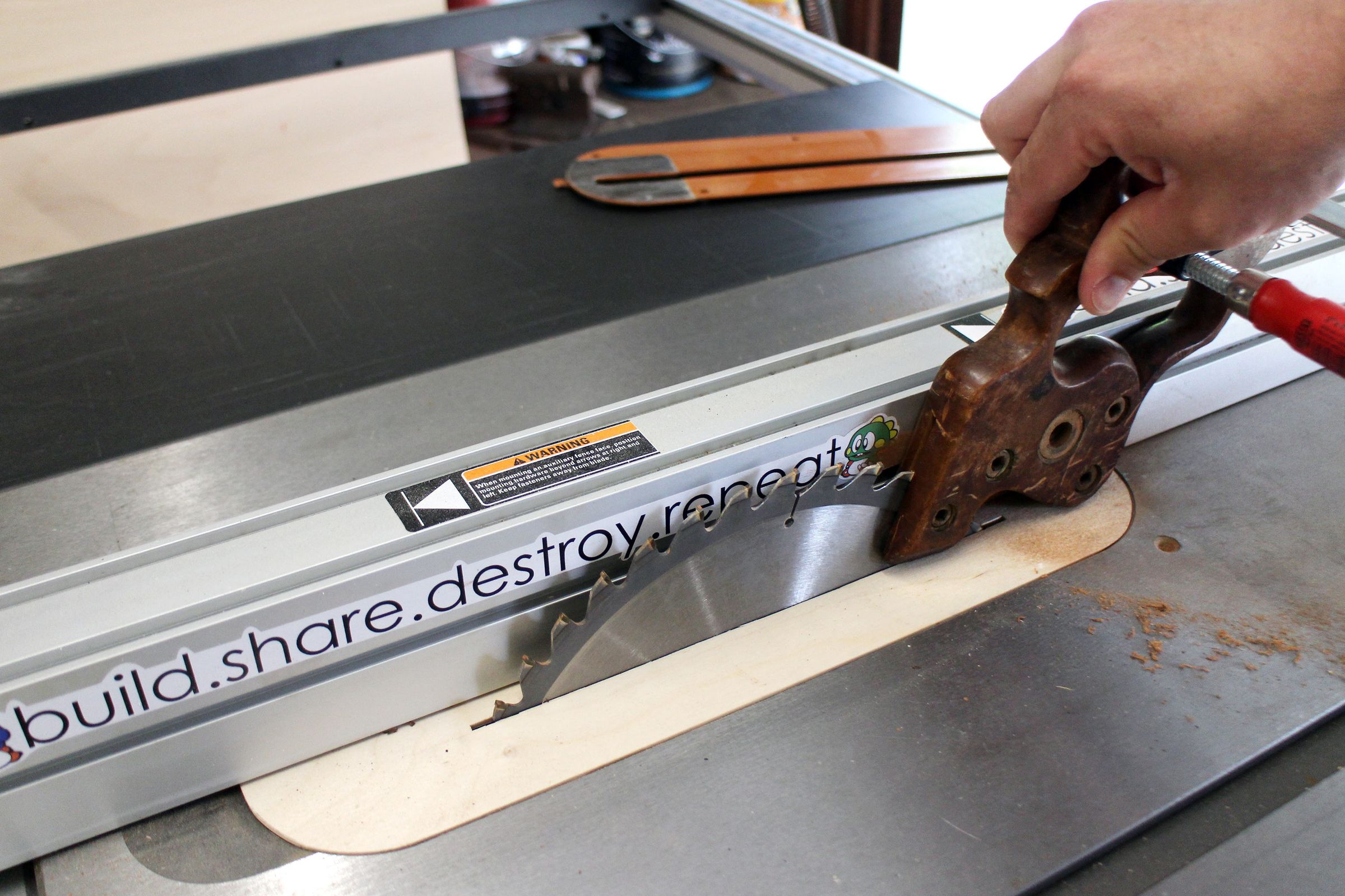 Saw Handle Push Stick : 10 Steps (with Pictures) - Instructables