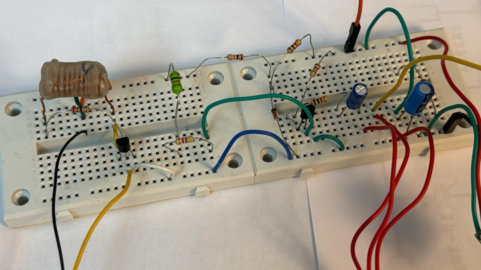 Simple FM Radio (Updated) : 6 Steps (with Pictures) - Instructables