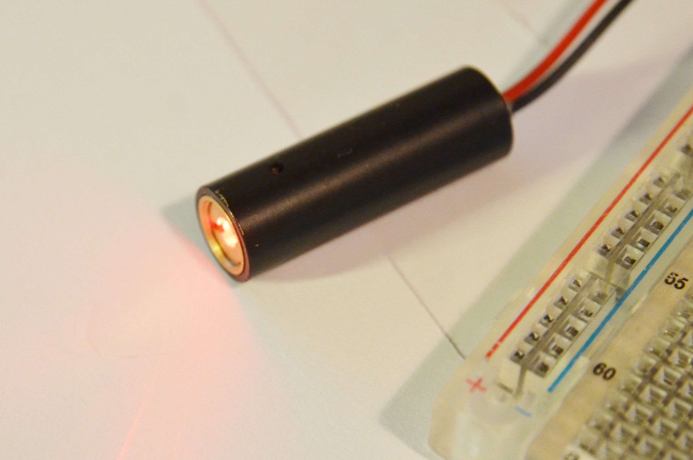 Self Calibrating Laser Trip Wire : 6 Steps - Instructables