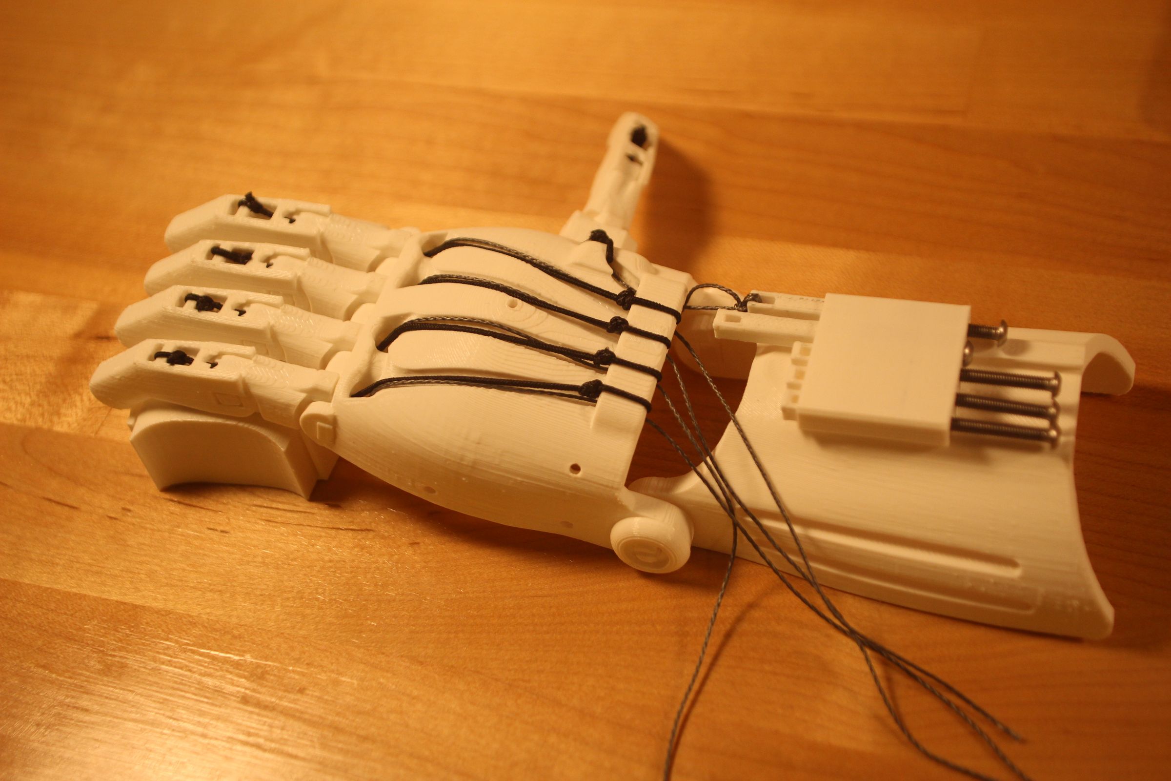 Assembly of E-NABLE's Raptor Reloaded Hand : 9 Steps - Instructables