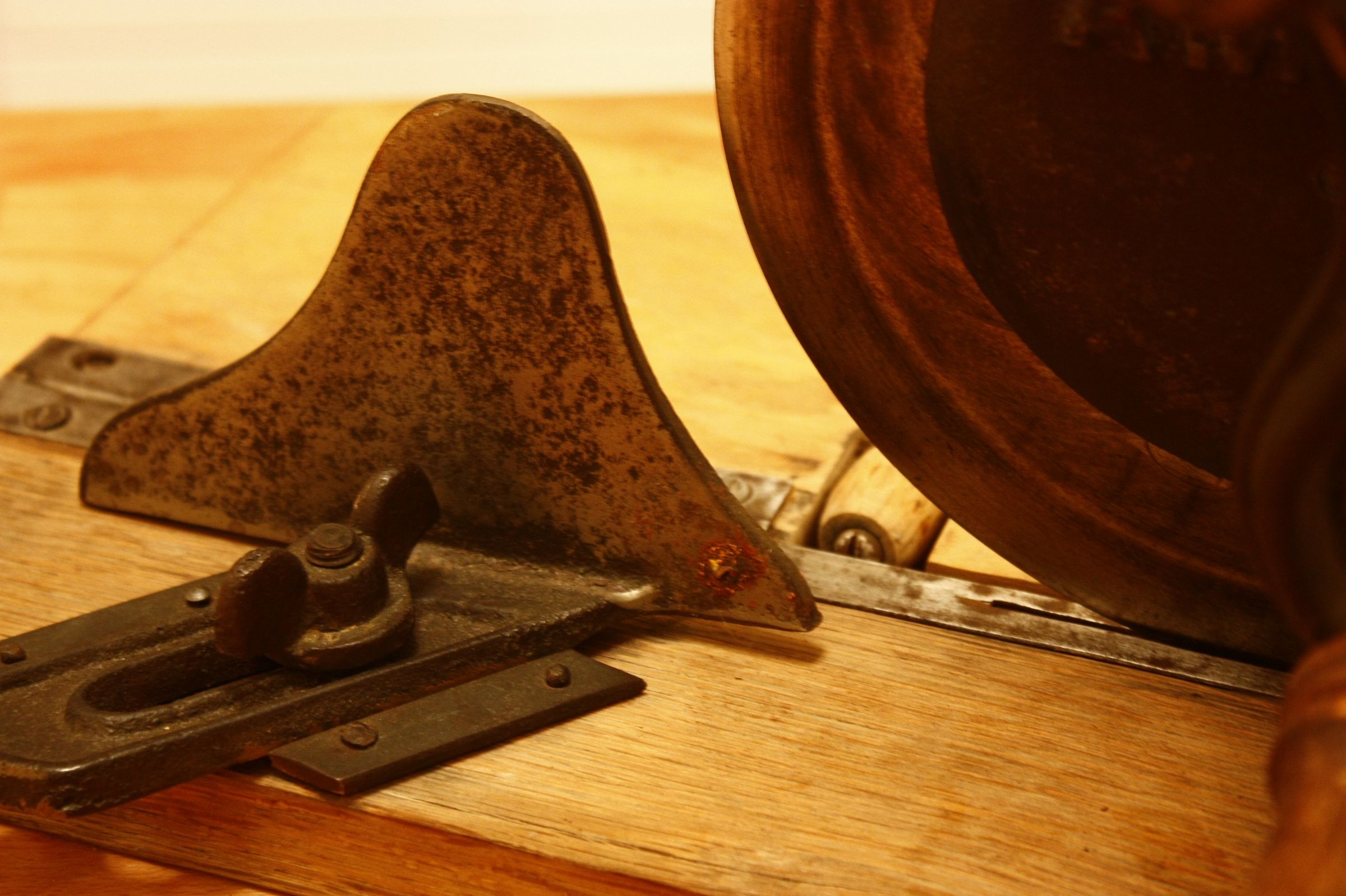Make Some Renovation! Vintage Kitchen Cutter Restored to Life Again ...