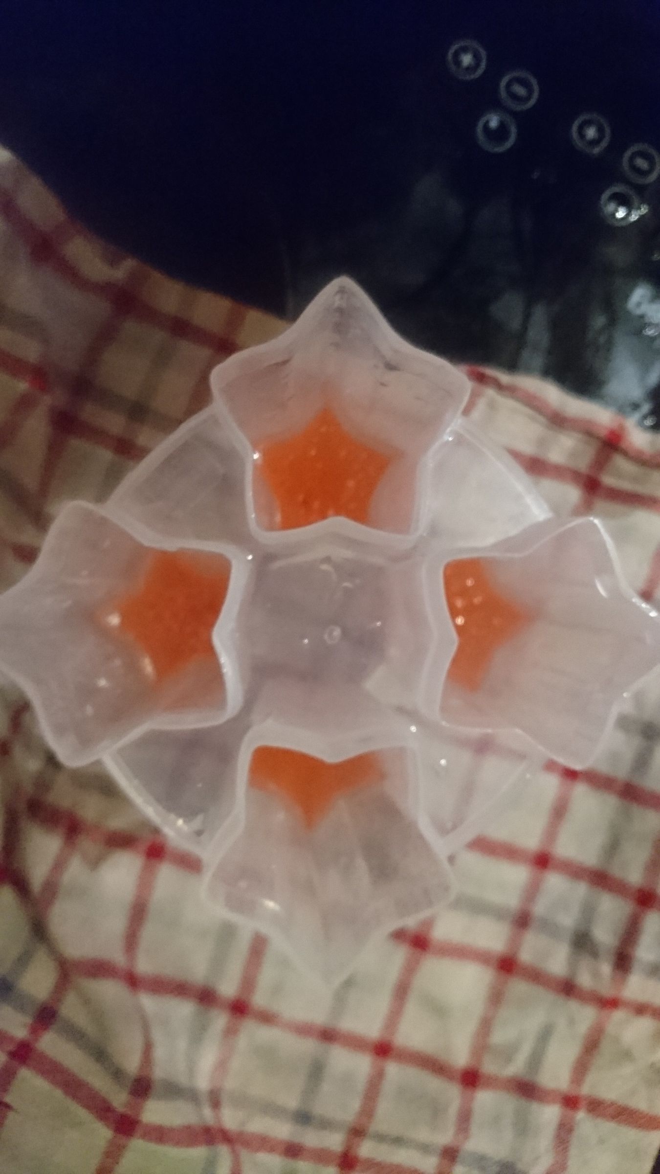 Traffic Light Ice Lollies : 8 Steps - Instructables