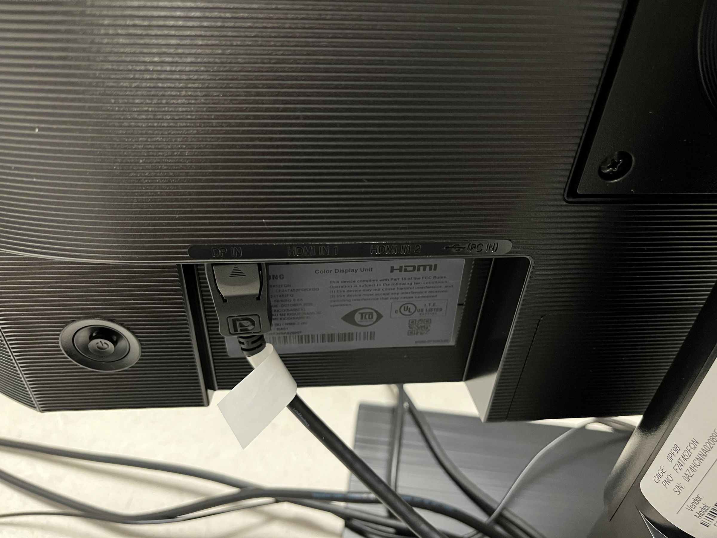 Setting Up a Laptop Workstation With Dual Monitors : 8 Steps ...