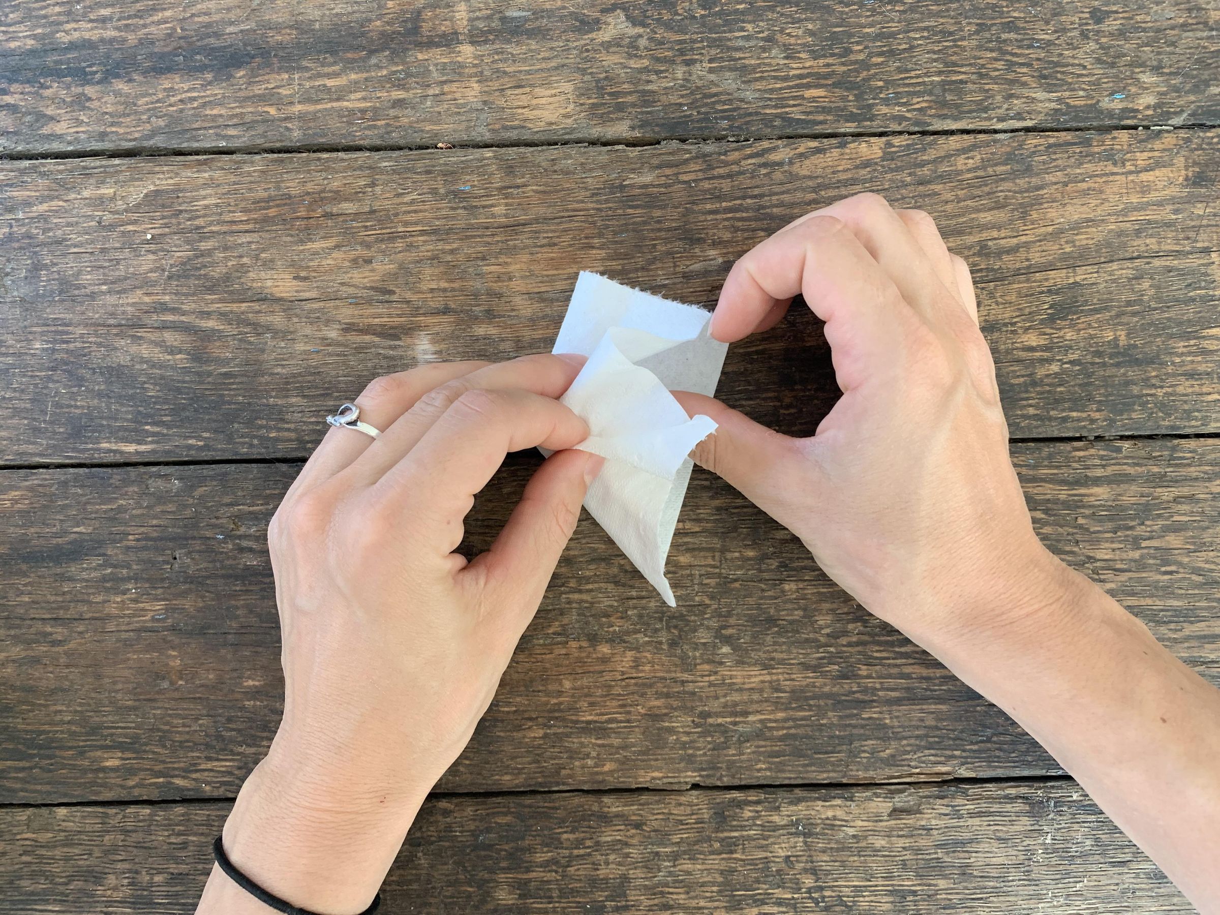 Simple Flying Toilet Paper Ghost Decoration : 5 Steps (with Pictures ...