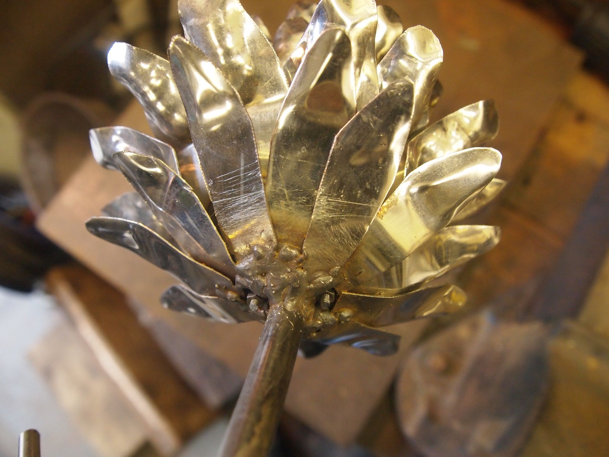 Metal Flower Lamp : 6 Steps (with Pictures) - Instructables