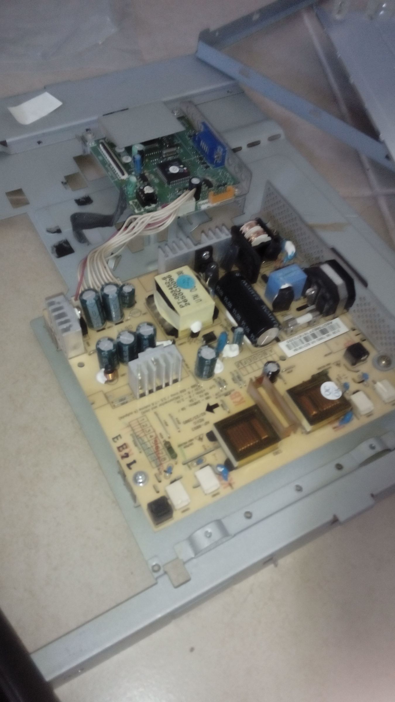 CCFL Monitor to LED!!! : 5 Steps - Instructables