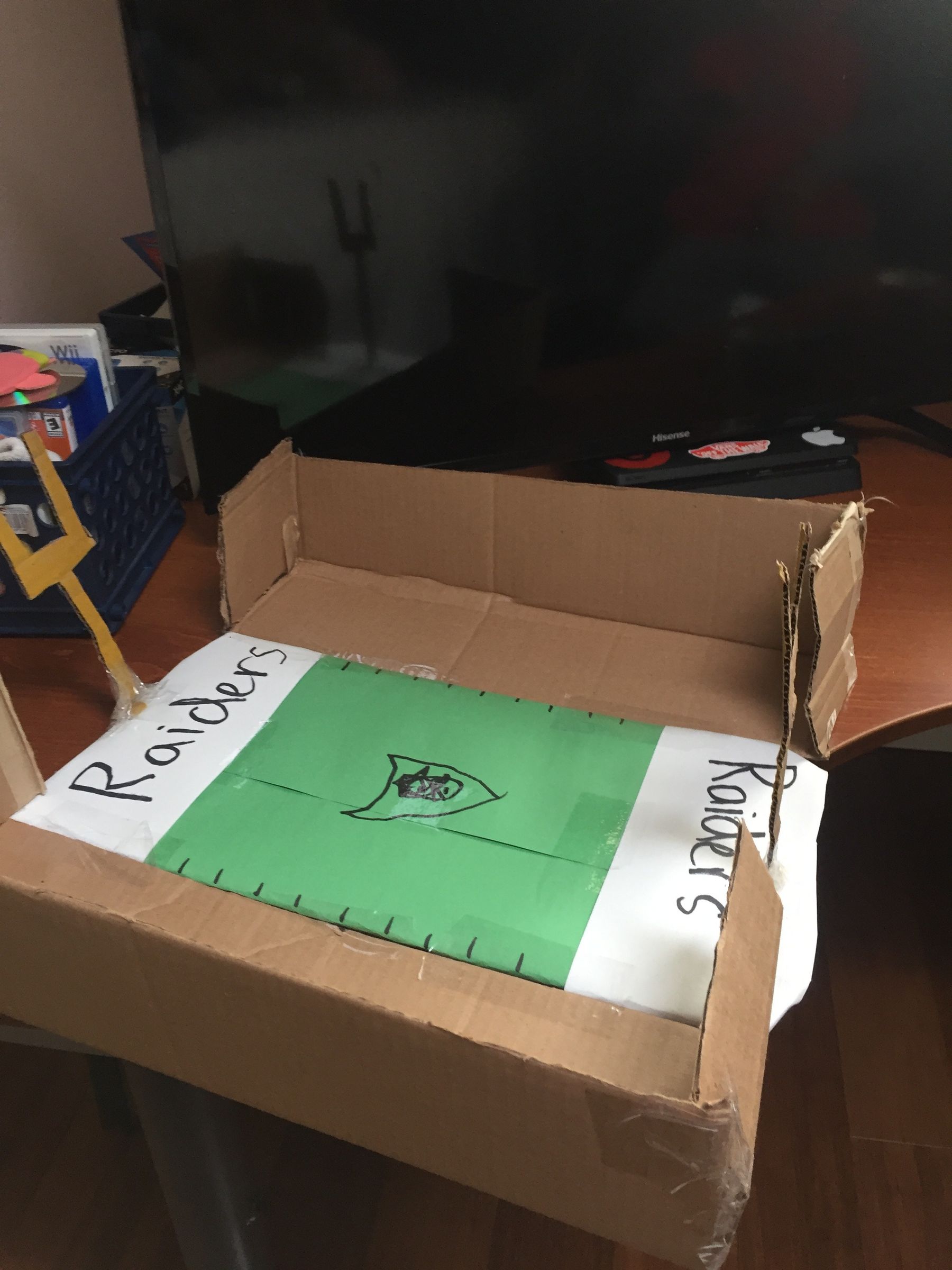How to Make a Cardboard Football Field #hms 2020 : 5 Steps - Instructables
