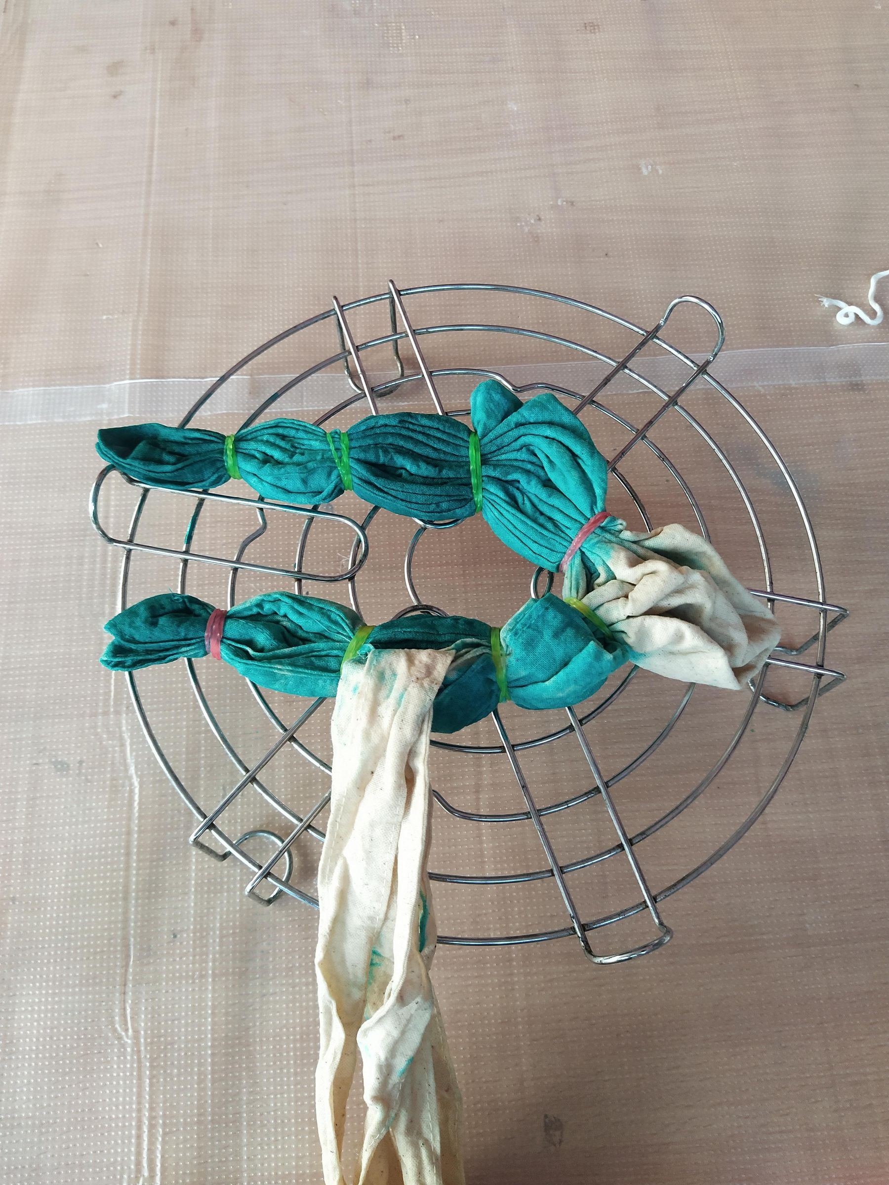 Tie Dye Pattern : 16 Steps (with Pictures) - Instructables