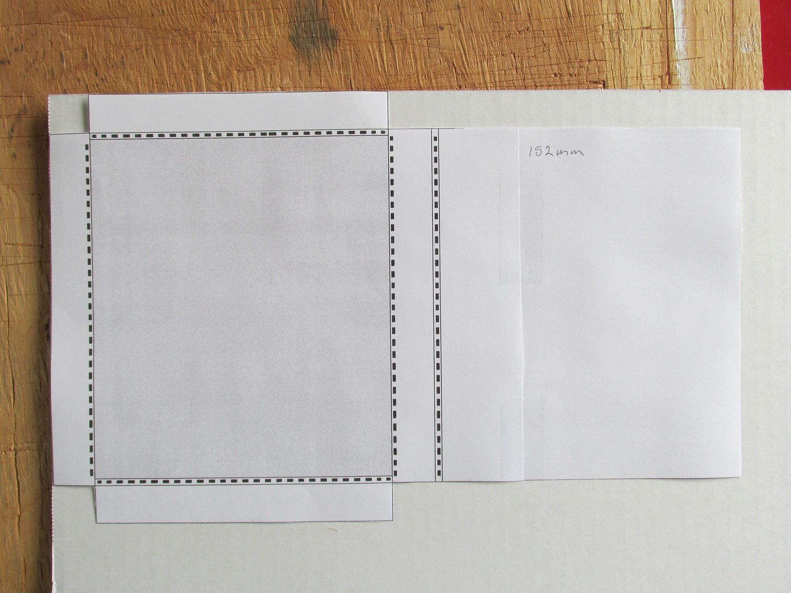 A Compact Disc (CD) Mailer Box : 9 Steps (with Pictures) - Instructables