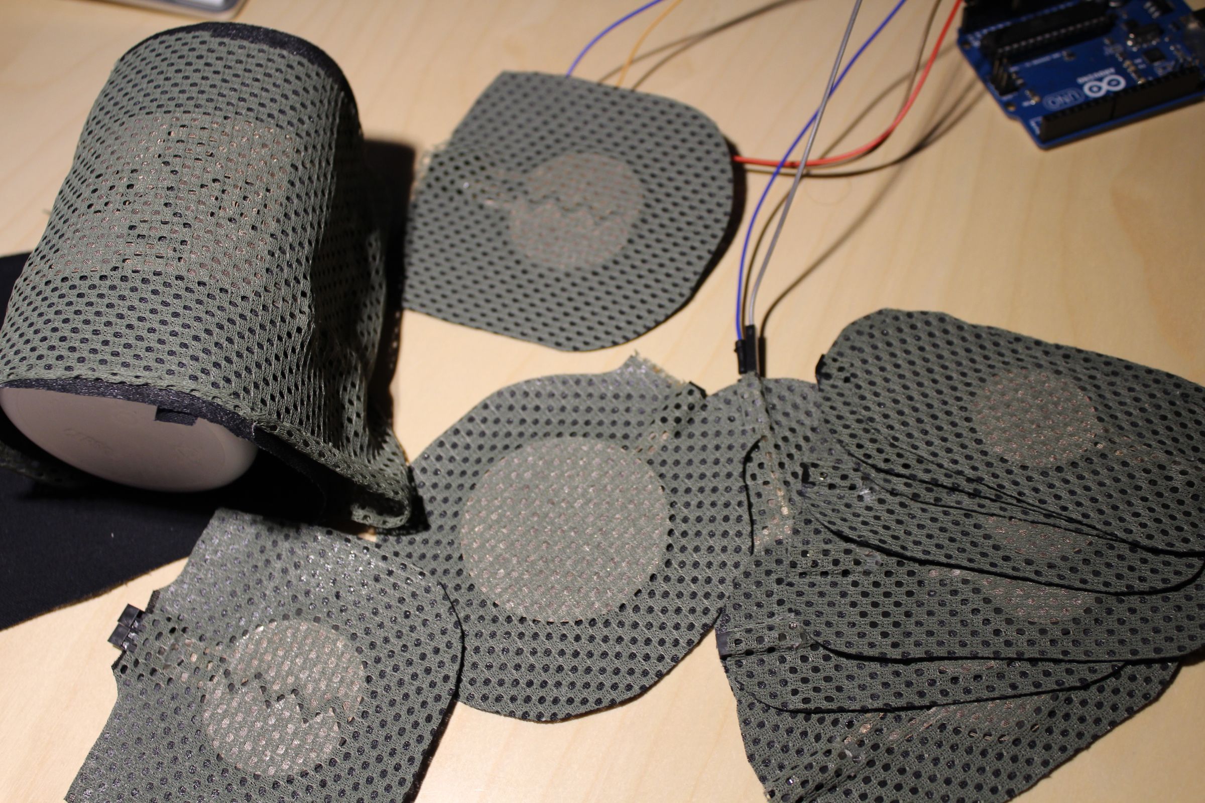 ZPatch: Hybrid Resistive/Capacitive ETextile Input : 8 Steps (with Pictures) - Instructables