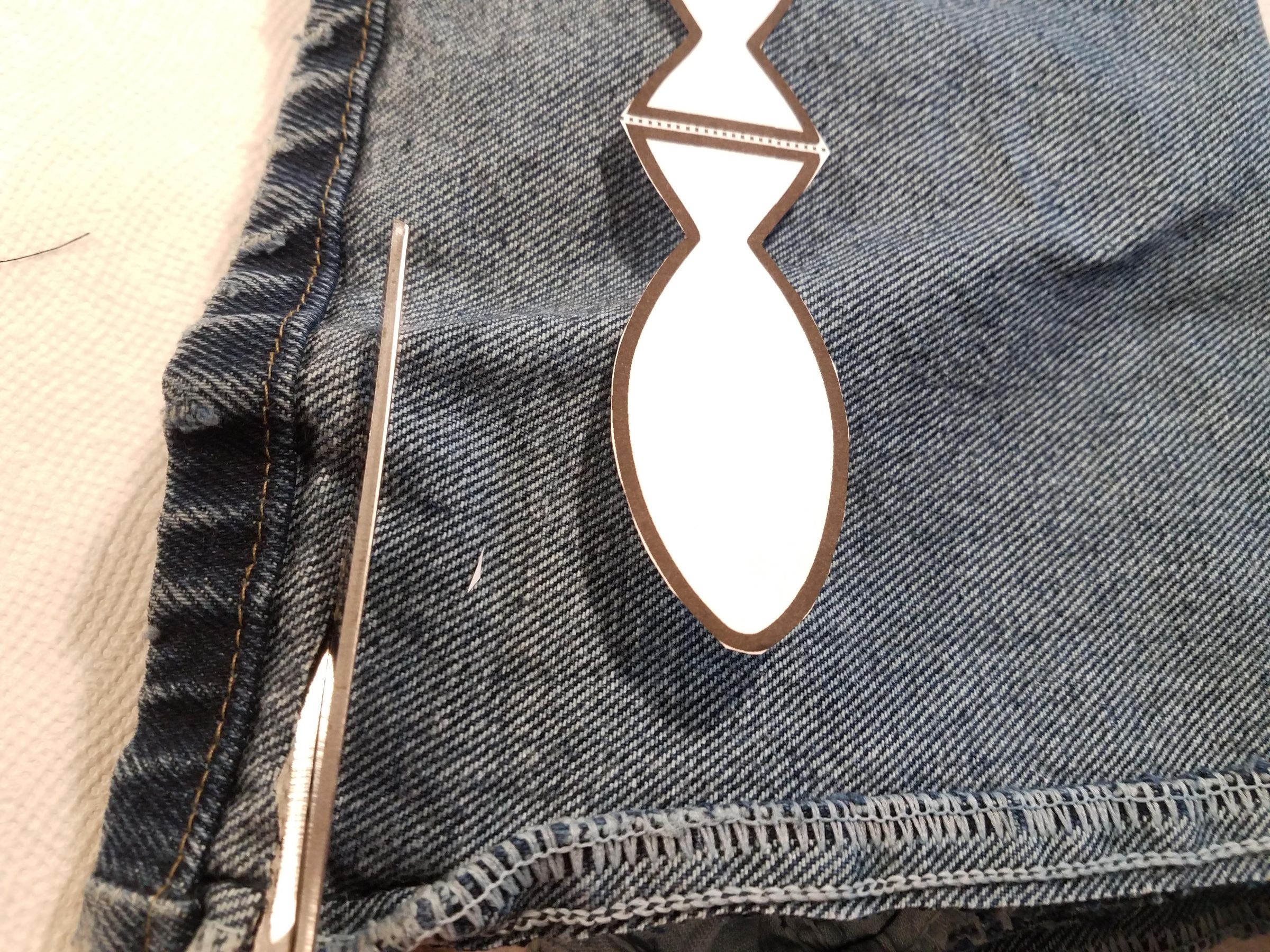 Make Your Own Mini Catnip Fish Out of Old Blue Jeans - DIY Cat Toys for ...