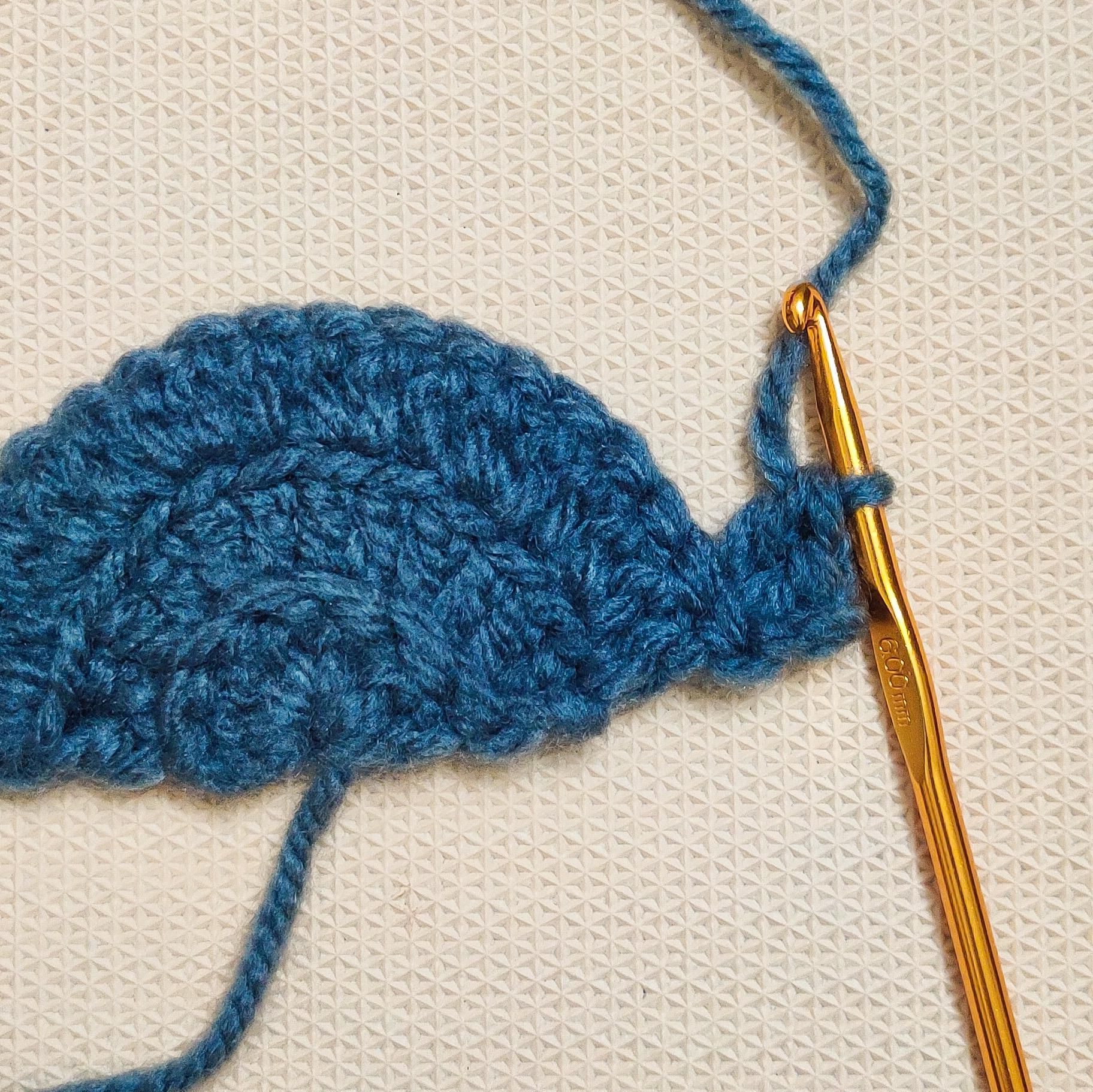 Textured Crochet Half Circle Rug : 18 Steps (with Pictures) - Instructables