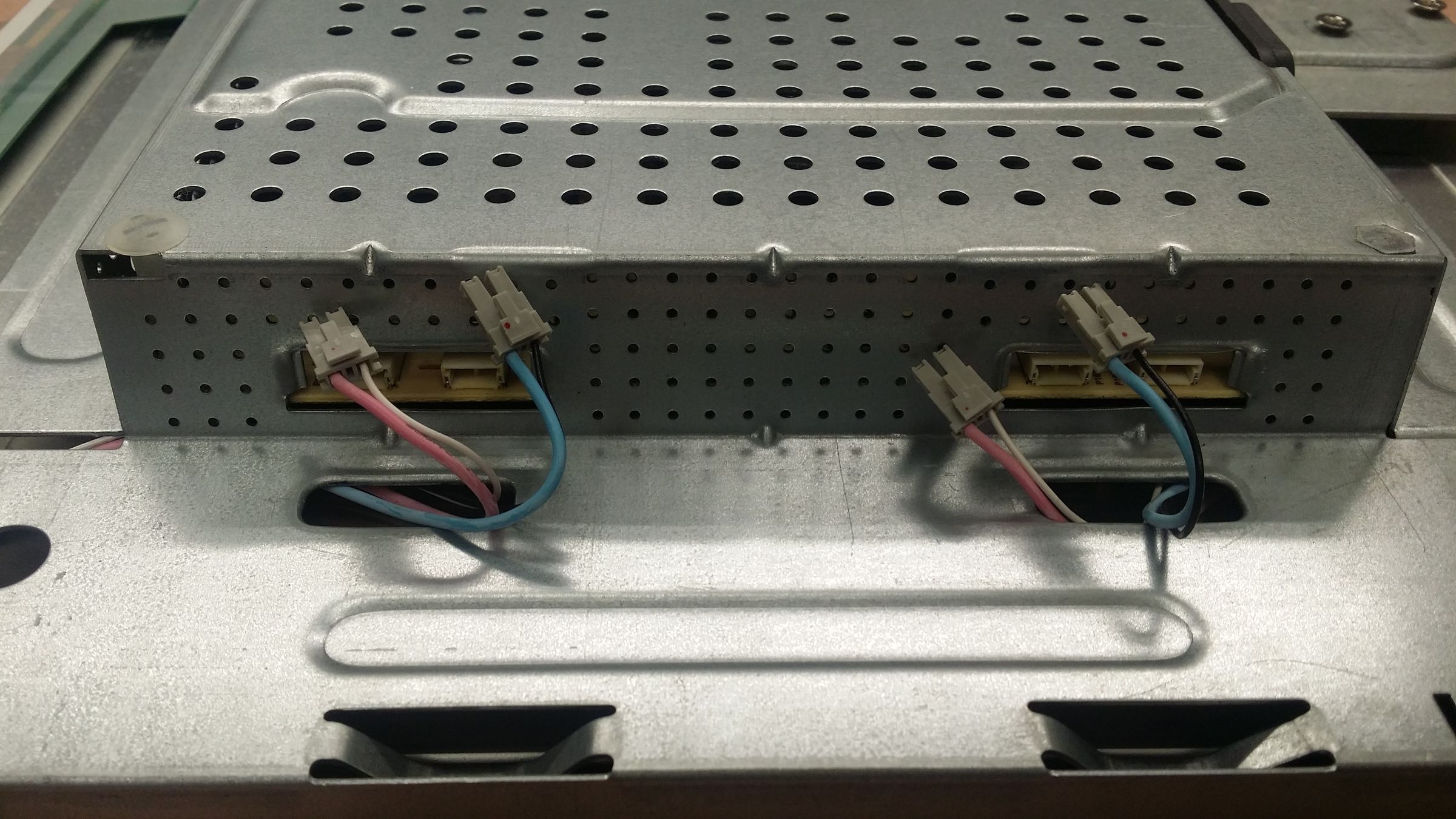 Retro TV Console Media Cabinet - UPDATED Now With RetroPie : 6 Steps ...