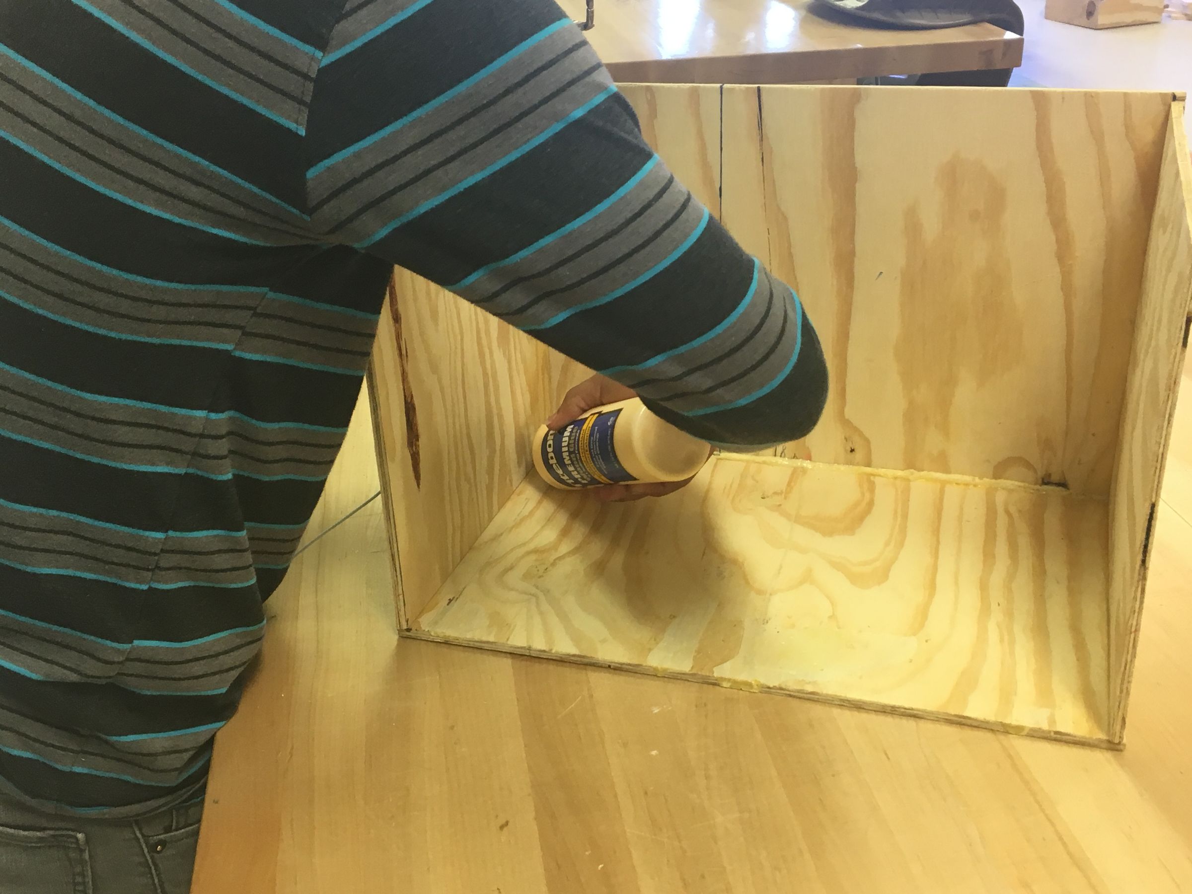 Building Bee Box : 5 Steps - Instructables