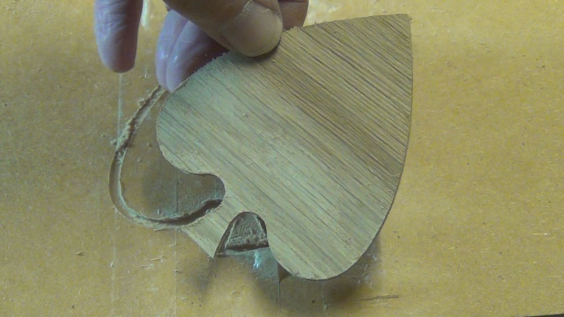 Router Inlays With a Guide Bush and Collar : 5 Steps (with Pictures ...