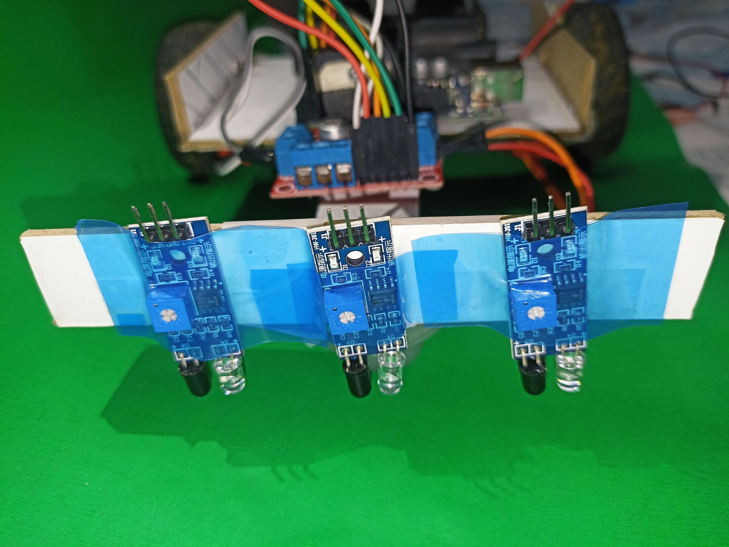 Building a 3-Sensor Line Follower Robot | Arduino + L298N | DIY : 6 ...