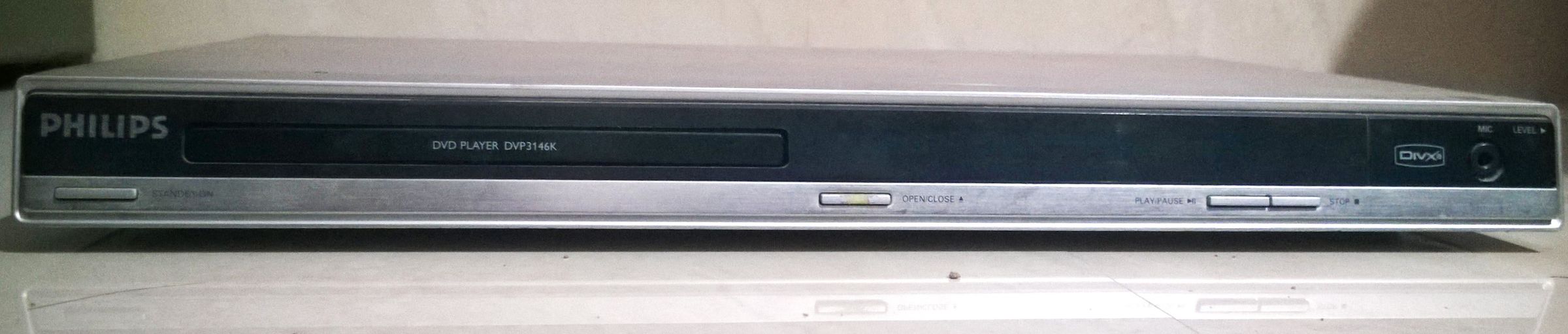 Parts to Salvage From a DVD/CD Player : 10 Steps - Instructables