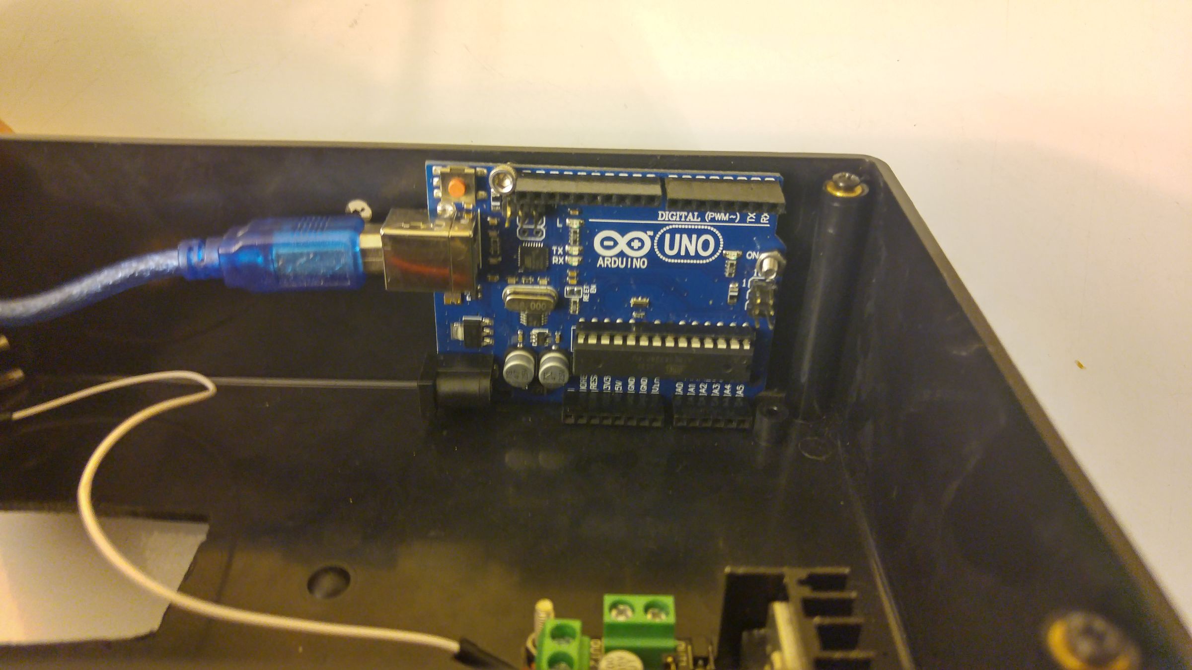 Wrist Cannon : 7 Steps - Instructables