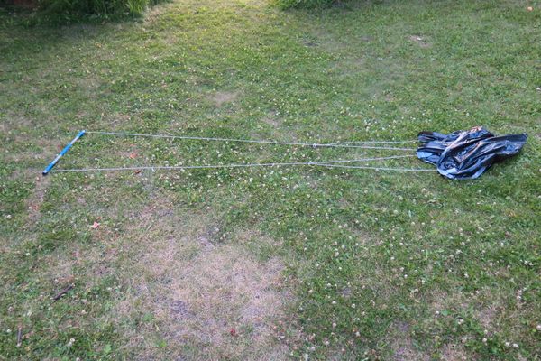 Trash Bag Parachute : 7 Steps - Instructables