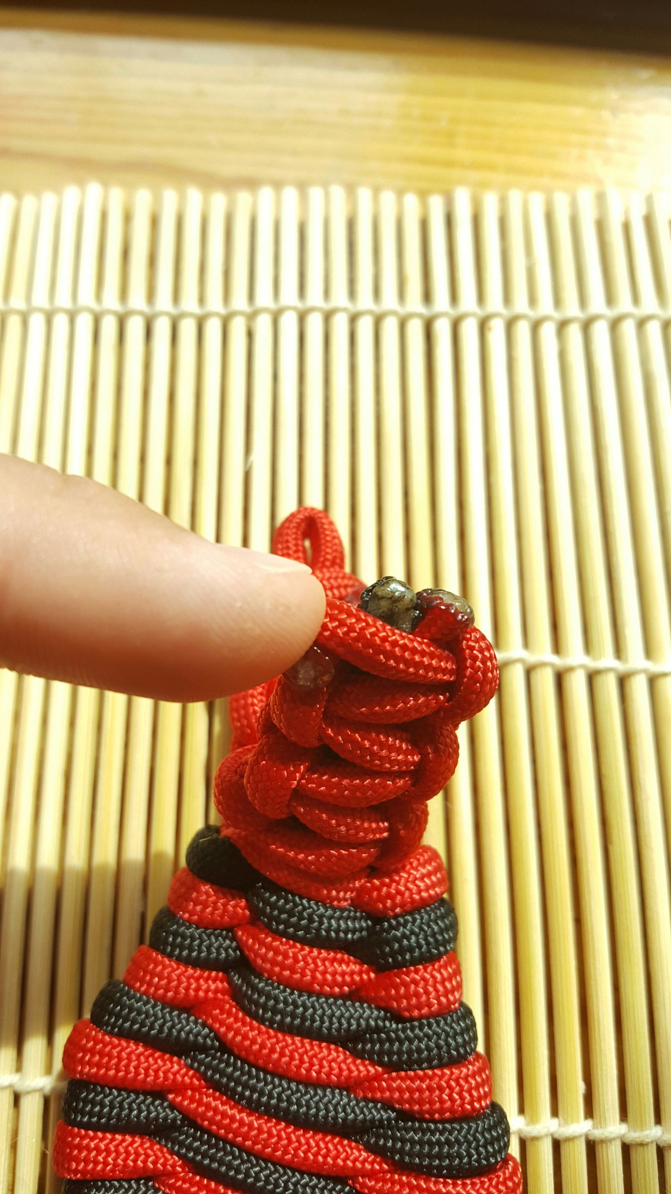 Paracord Snake : 10 Steps (with Pictures) - Instructables