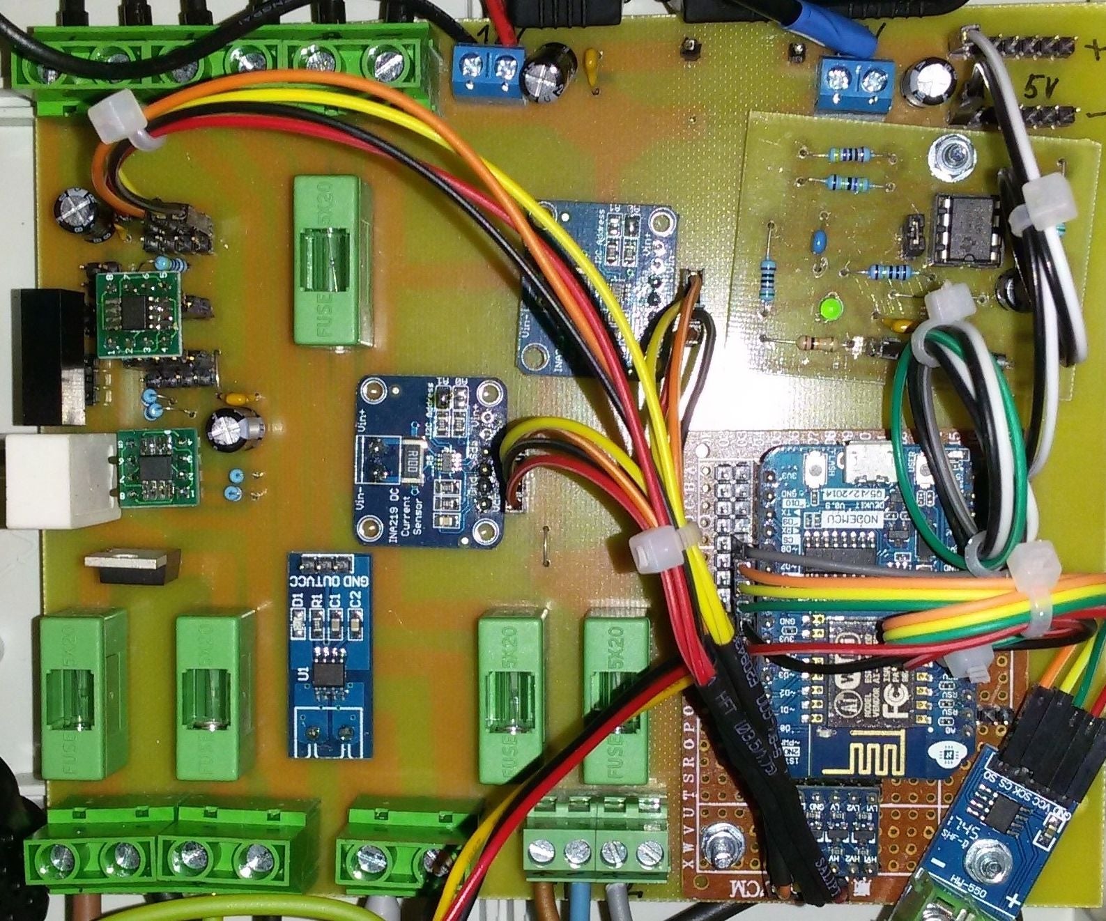 Solar Monitoring System Board : 5 Steps - Instructables