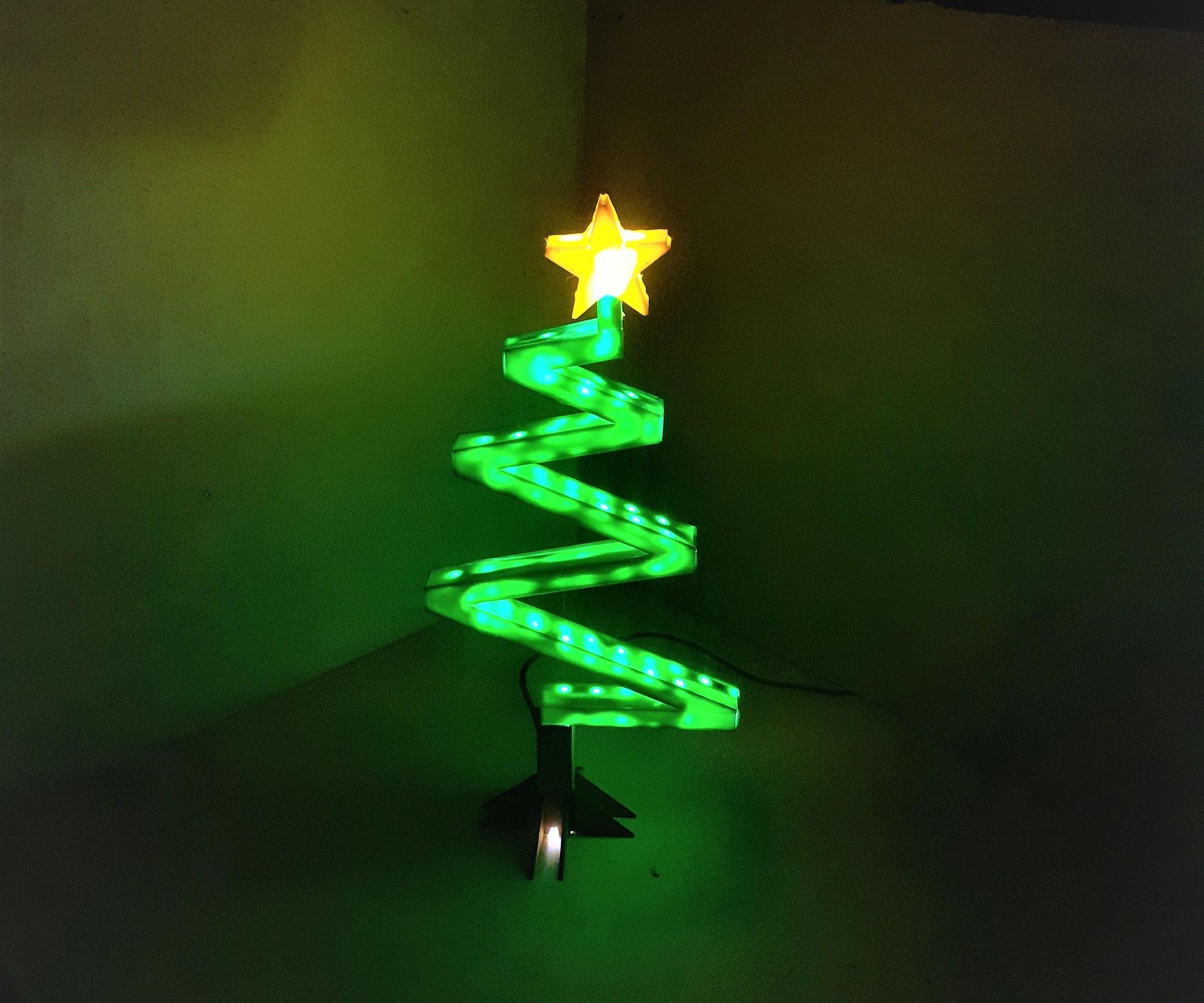 Christmas Tree Table Lamp : 4 Steps - Instructables