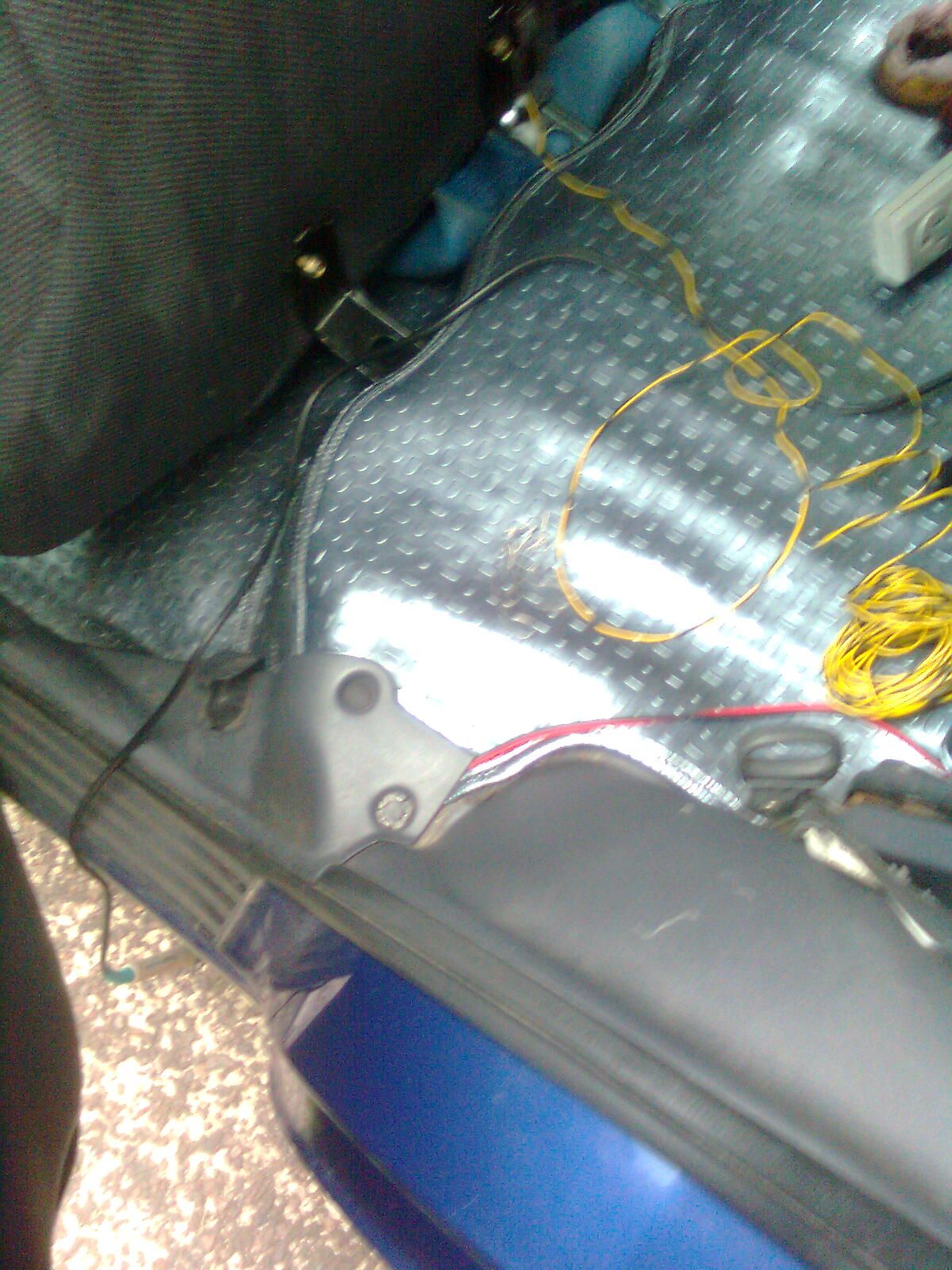 Daihatsu Terios Lights Tuned Up !!! : 7 Steps - Instructables