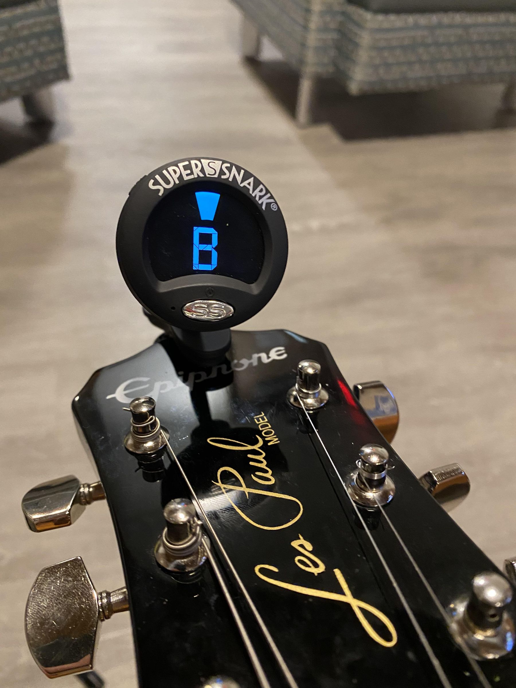How to Change Guitar Strings : 4 Steps (with Pictures) - Instructables