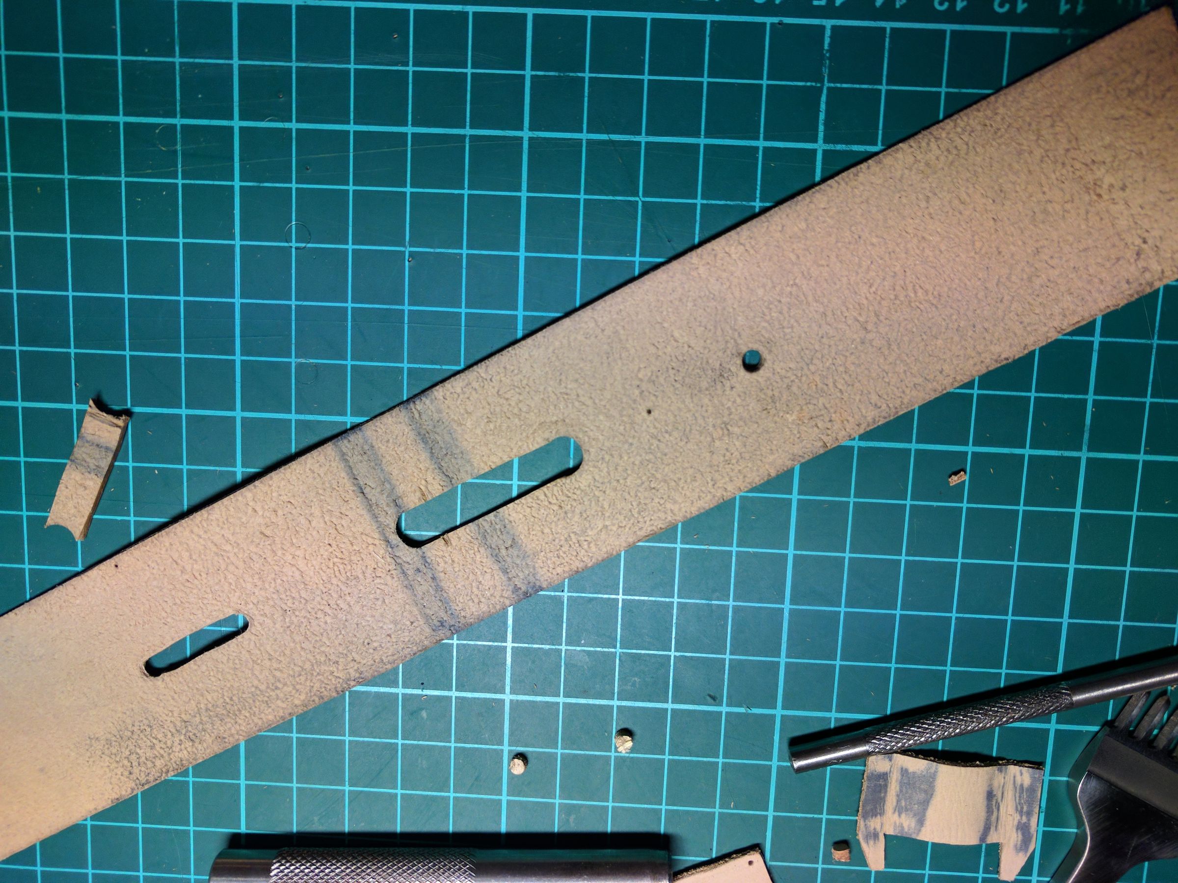 Leather Compass Case : 9 Steps (with Pictures) - Instructables