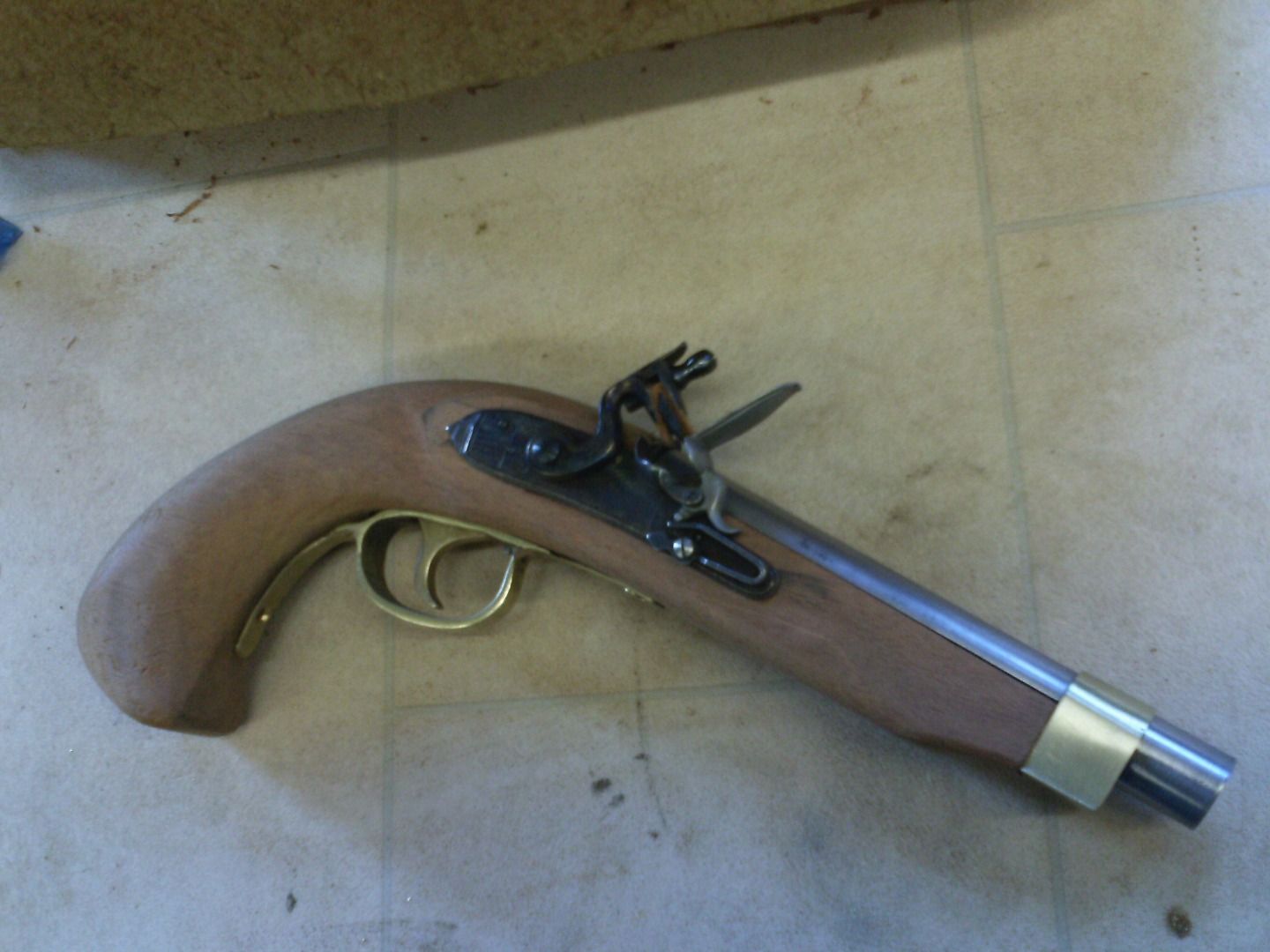 Flintlock Tinder Lighter : 11 Steps (with Pictures) - Instructables