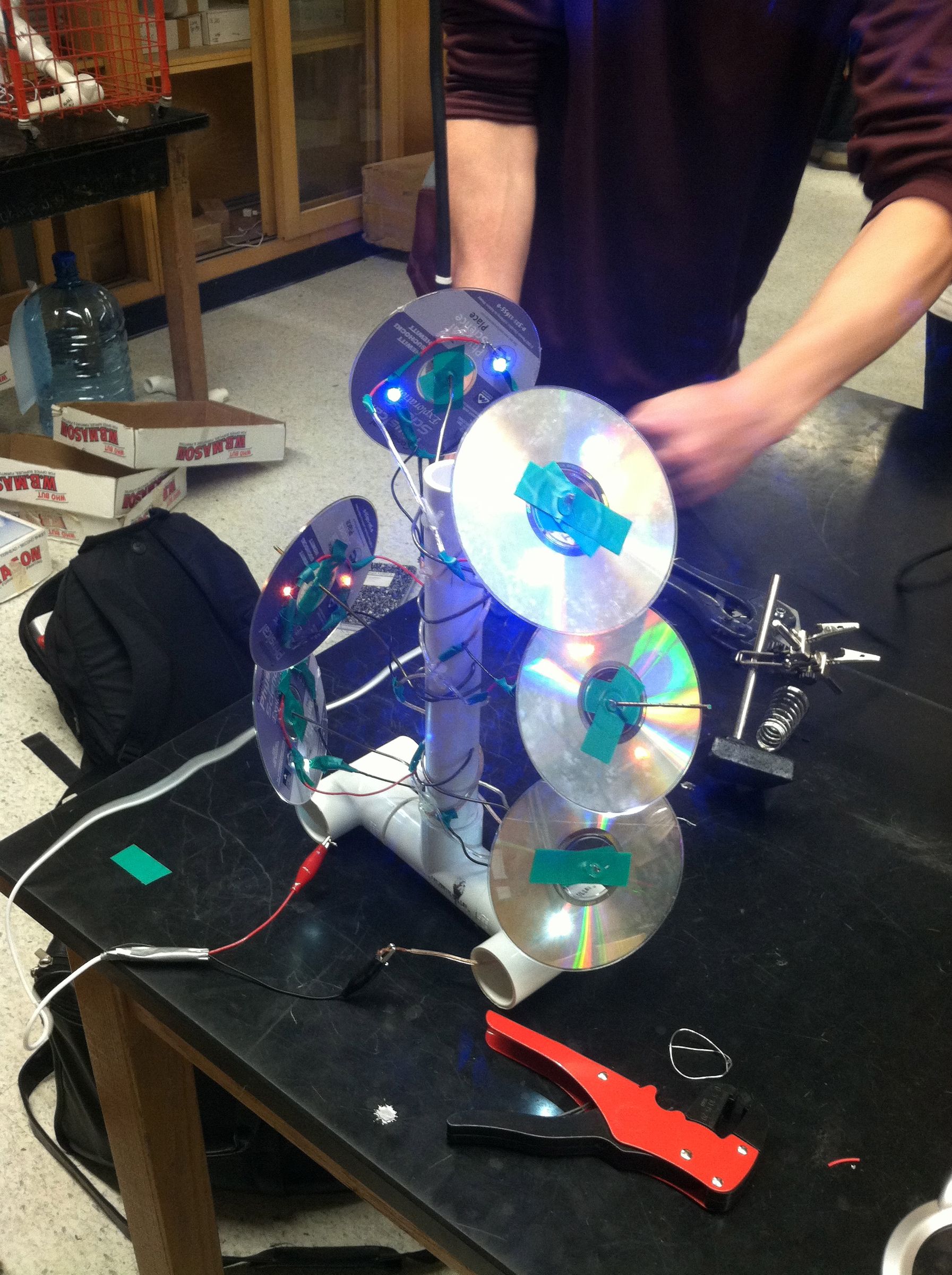 Artistic USB LED CD Lamp - Instructables