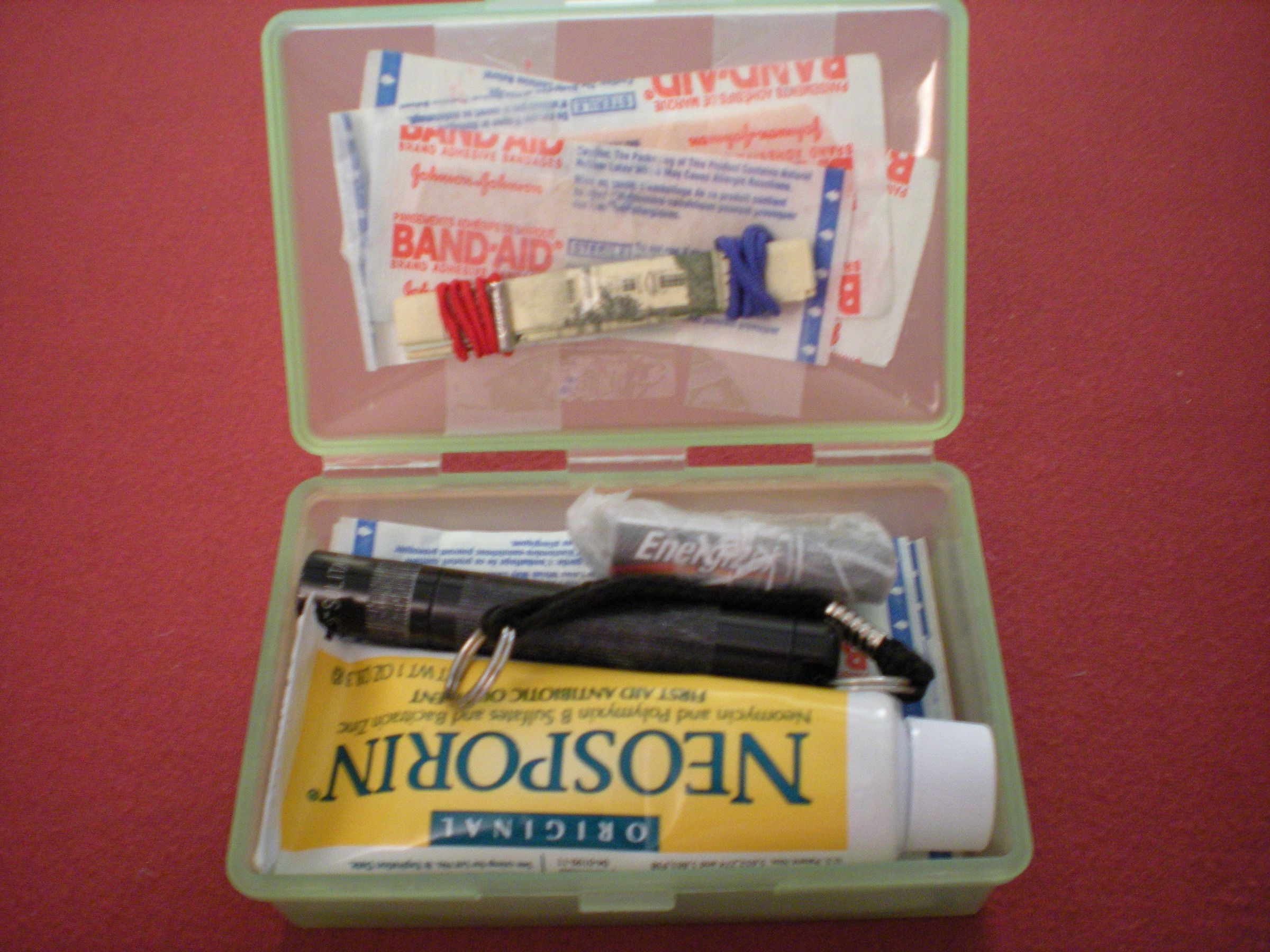 Urban Survival Kits : 11 Steps - Instructables