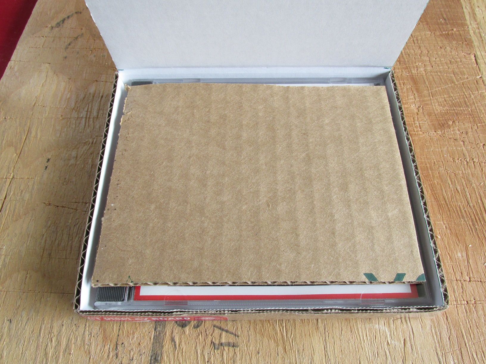 A Compact Disc (CD) Mailer Box : 9 Steps (with Pictures) - Instructables