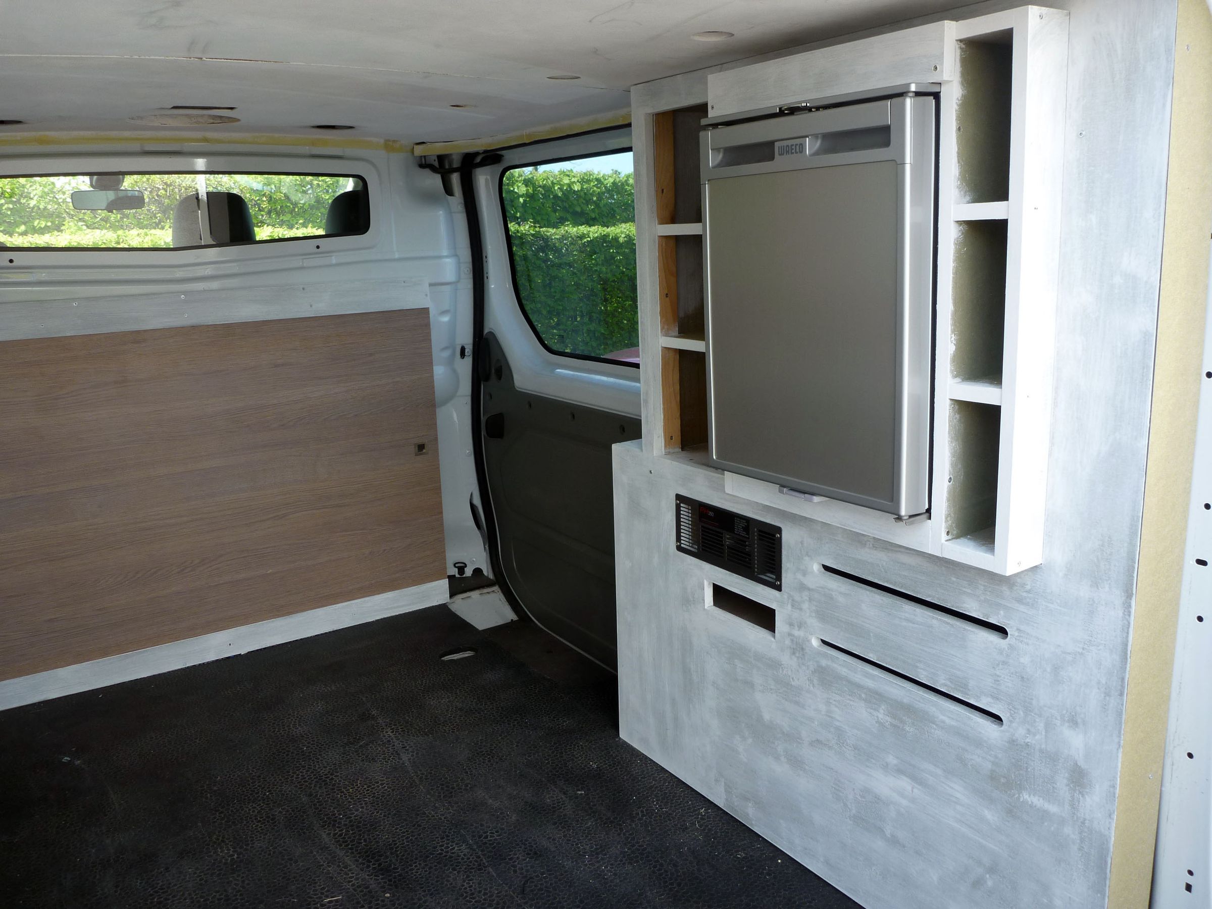Van Conversion to Small Camper : 11 Steps (with Pictures) - Instructables
