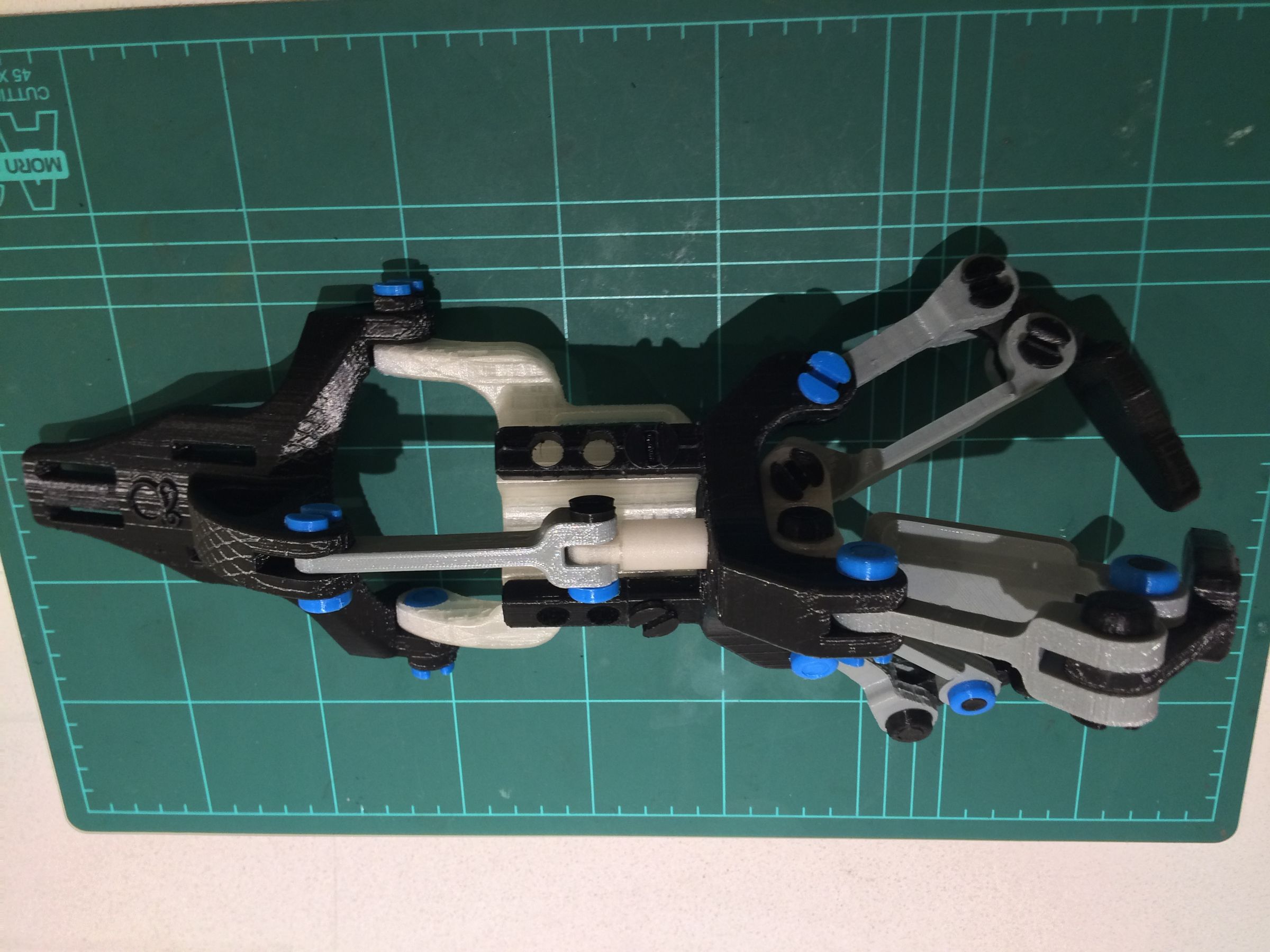 Black Ram Hand (Robotic/Prosthetic Hybrid) : 8 Steps (with Pictures ...