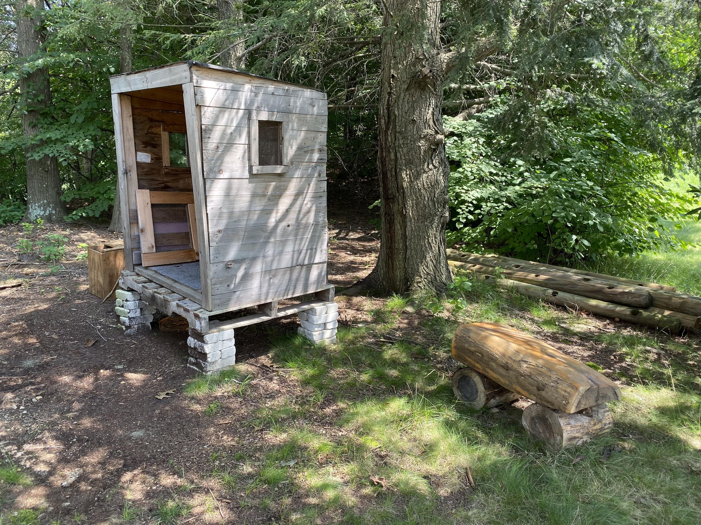 Awesome Chicken Coop From (Almost) 100% Reused/Repurposed Materials ...