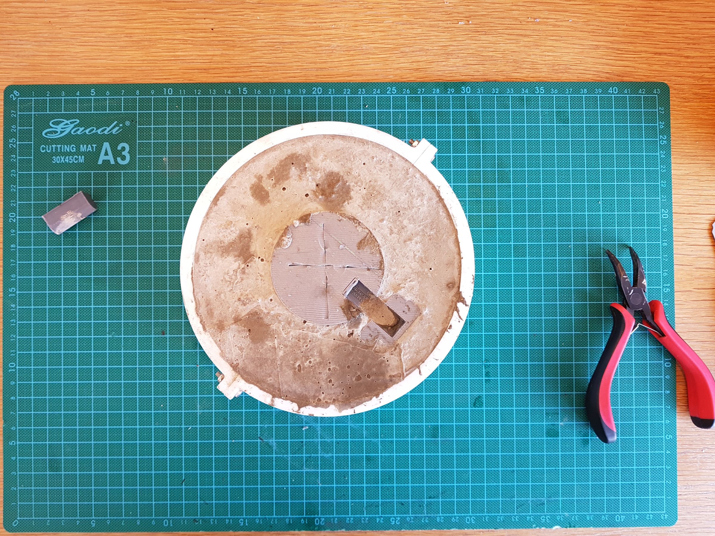 Exclusive Concrete Lamp : 17 Steps (with Pictures) - Instructables