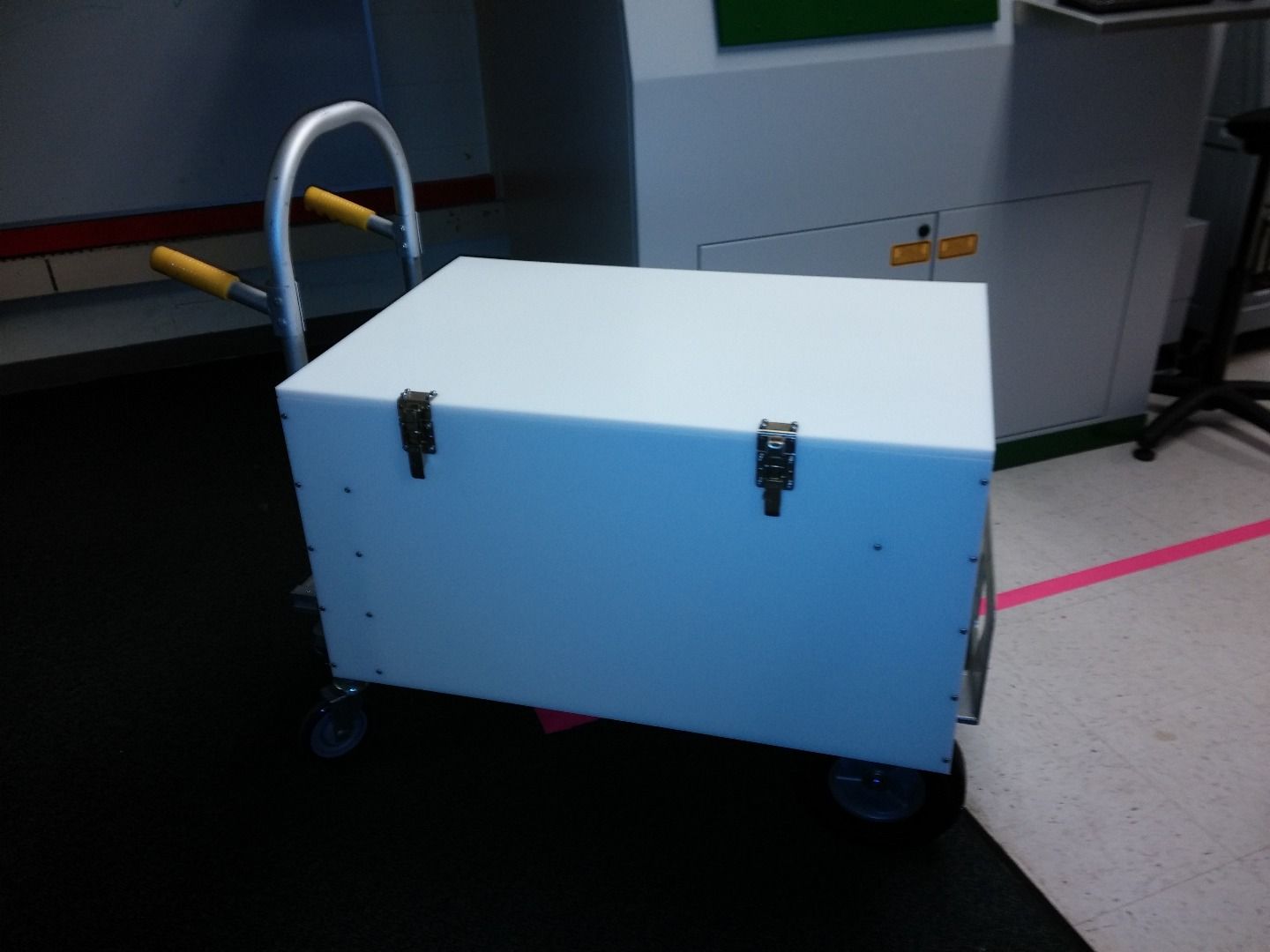 Sound Deadening Box With Living Hinges : 5 Steps (with Pictures ...