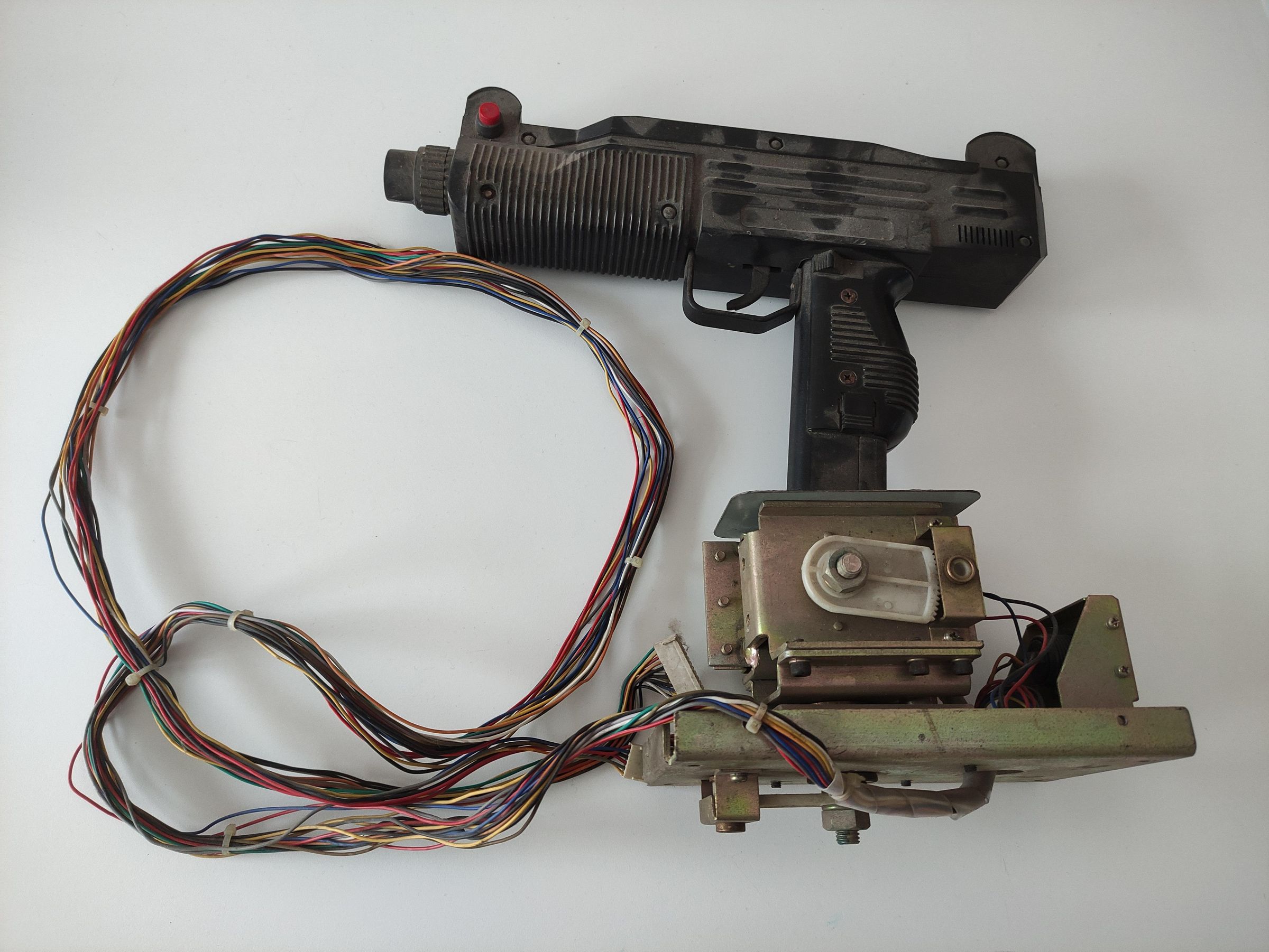 SNK Positional Gun Arcade Assembly Retrofit : 7 Steps - Instructables